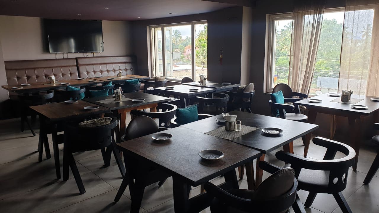 Liquid Lounge Bar & Restaurant By Hotel Raama, Hassan Locality order ...