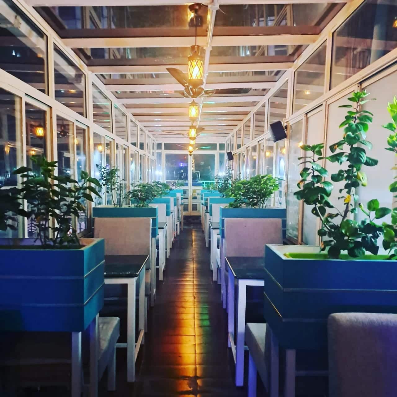 Al Haneen Multicuisine Restaurant, Commercial Street order online - Zomato