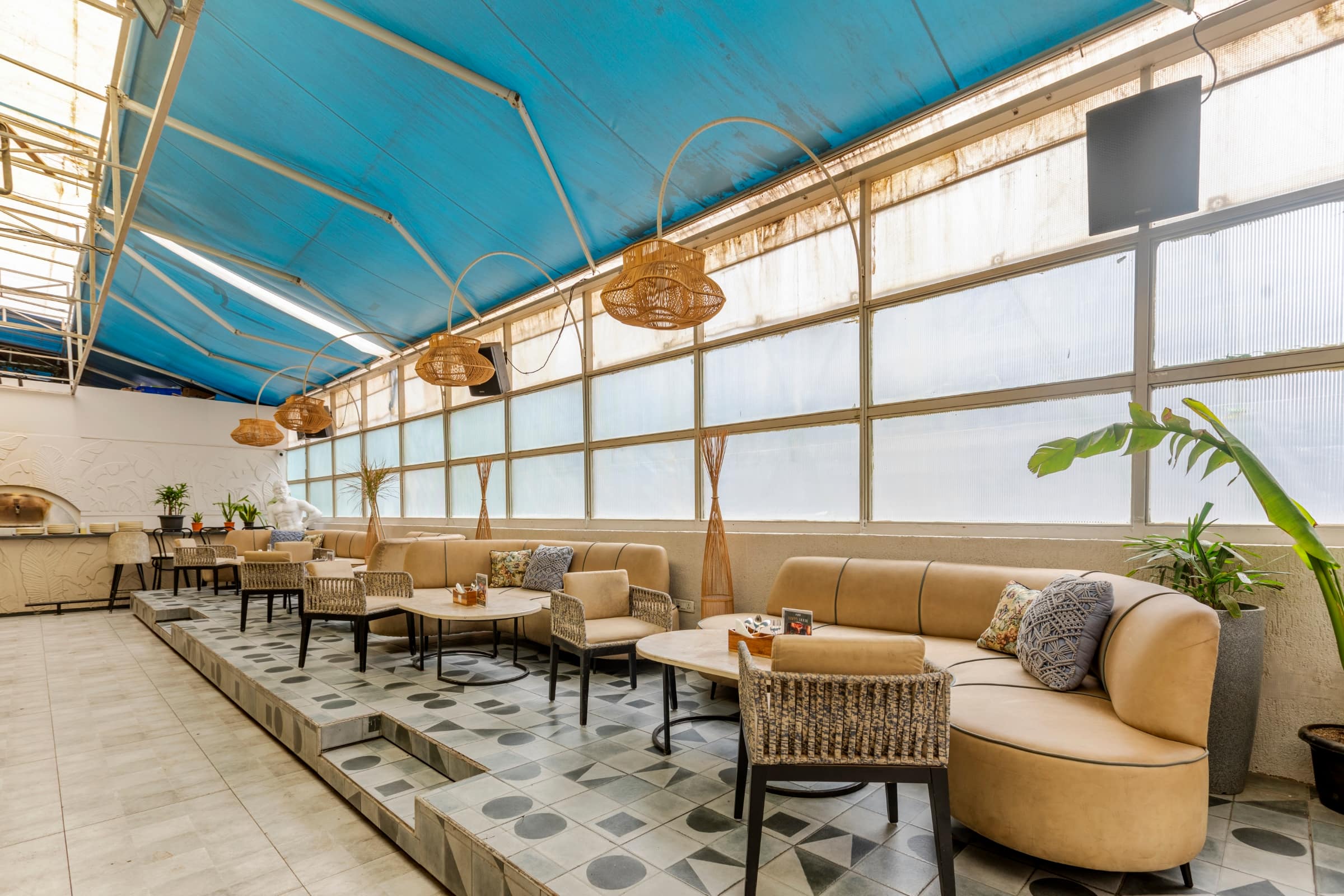 Axo Bar & Kitchen, Andheri Lokhandwala, Andheri West, Mumbai | Zomato