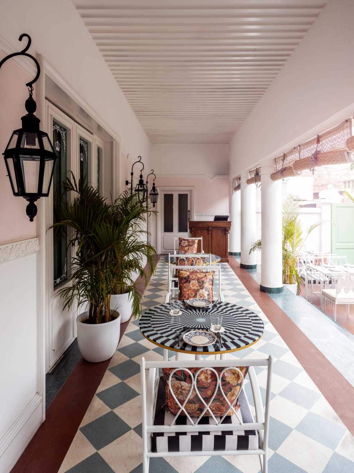 The Swinton House, MI Road, Jaipur | Zomato