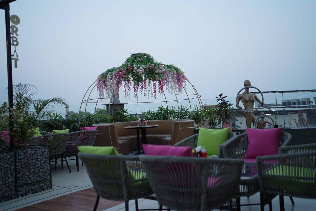 Book table and online reservation at The Orbit Gastro Pub, Sikandra, Agra