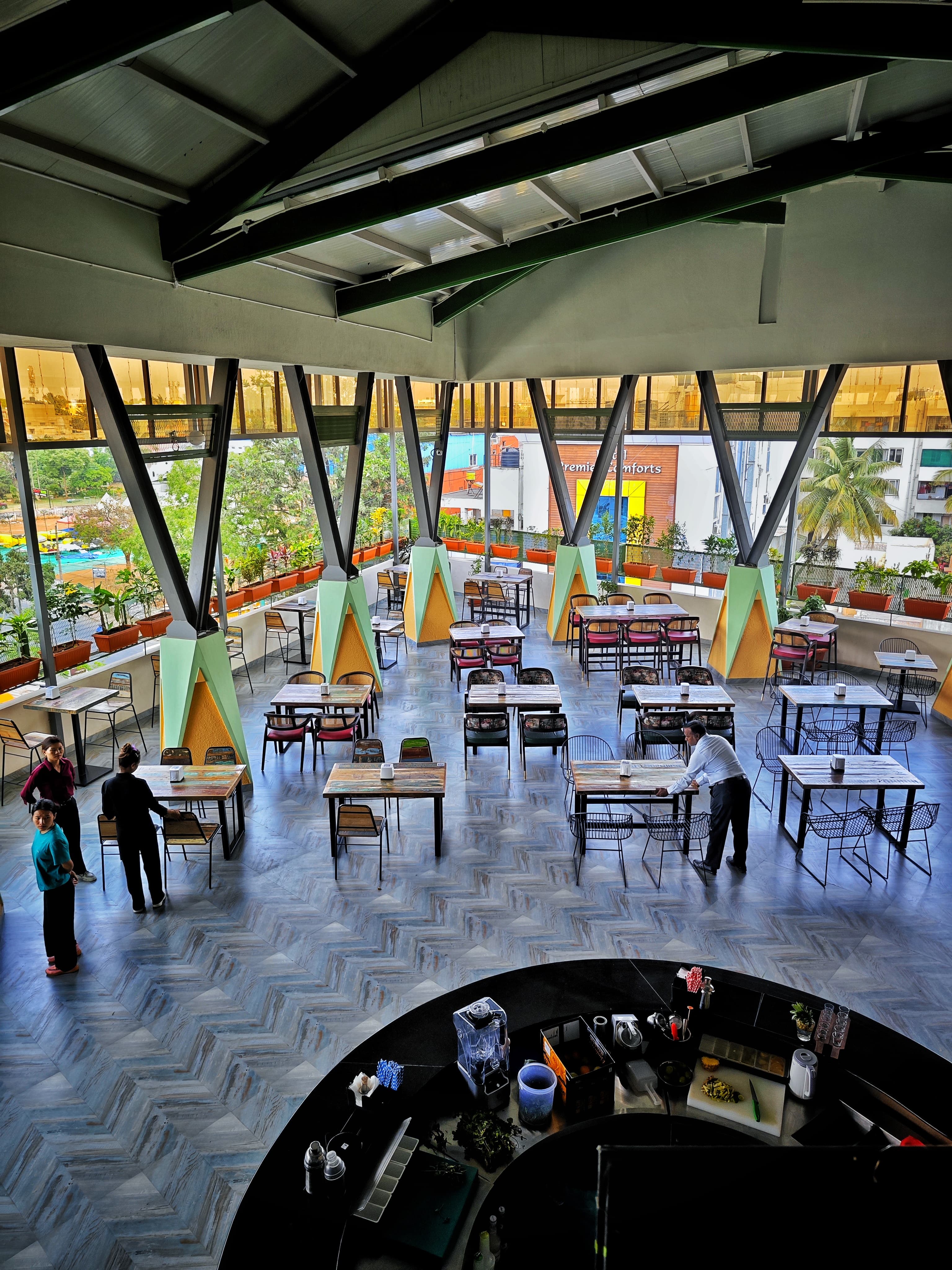 Crossroads, Jalahalli, Bangalore | Zomato