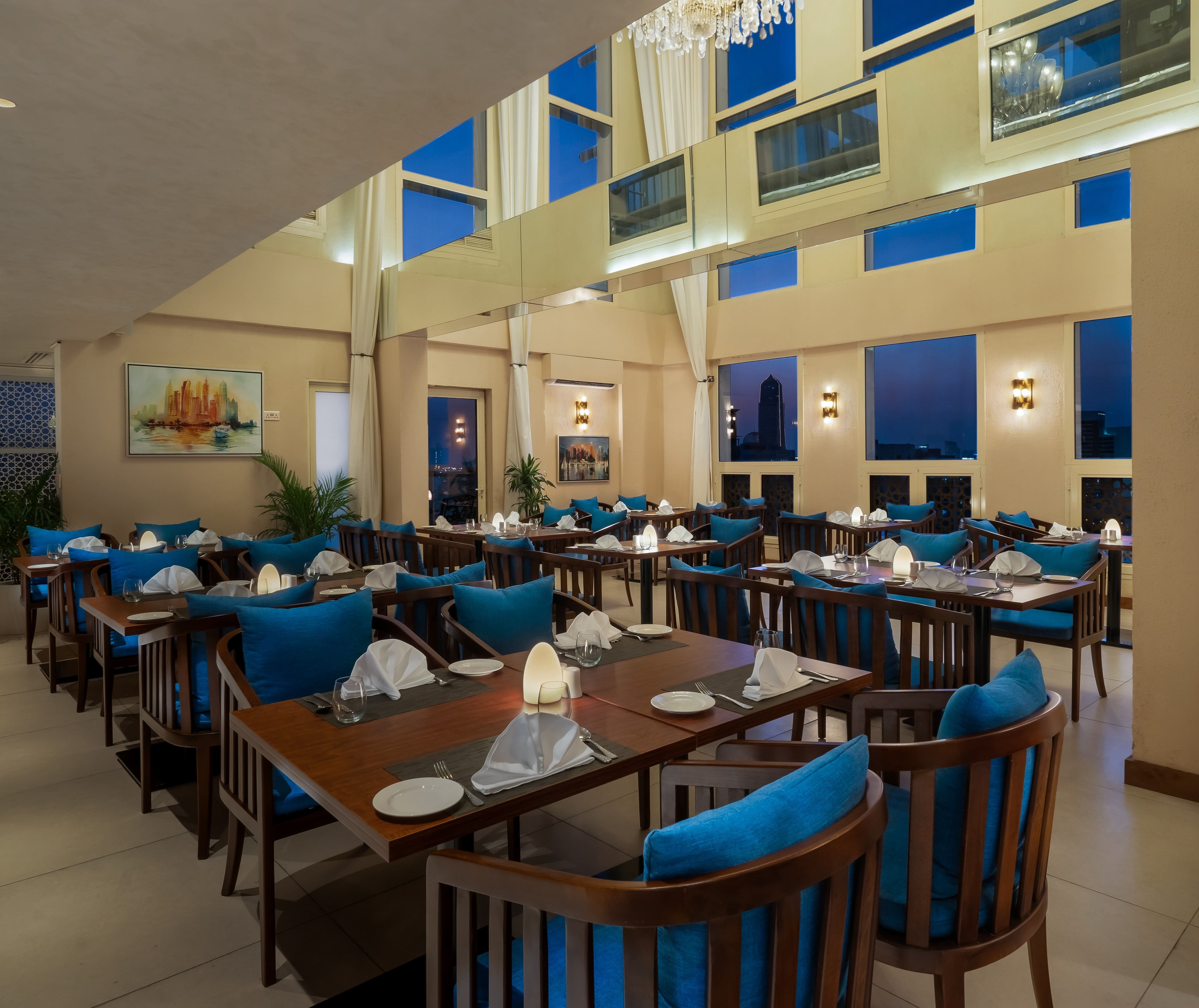 Jadaf Lokal - DoubleTree By Hilton Dubai Al Jaddaf, Al Jaddaf, Dubai ...