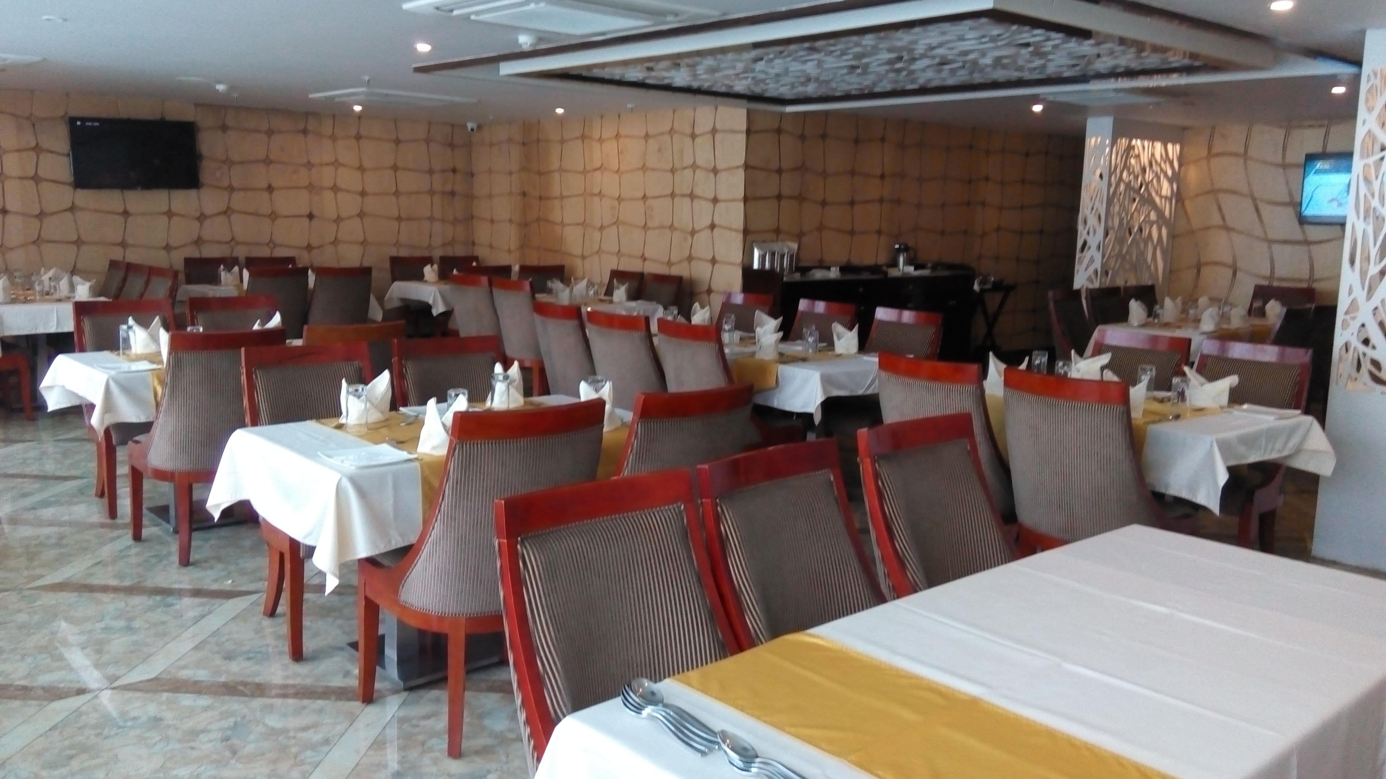 Oleev Multicuisine - Hotel The Raso, Hatia, Ranchi | Zomato