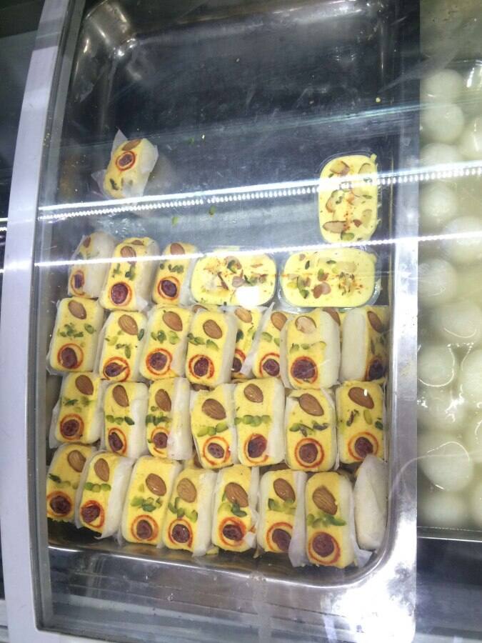 Kamdar Sweets Menu, Menu for Kamdar Sweets, Grant Road, Mumbai - Zomato