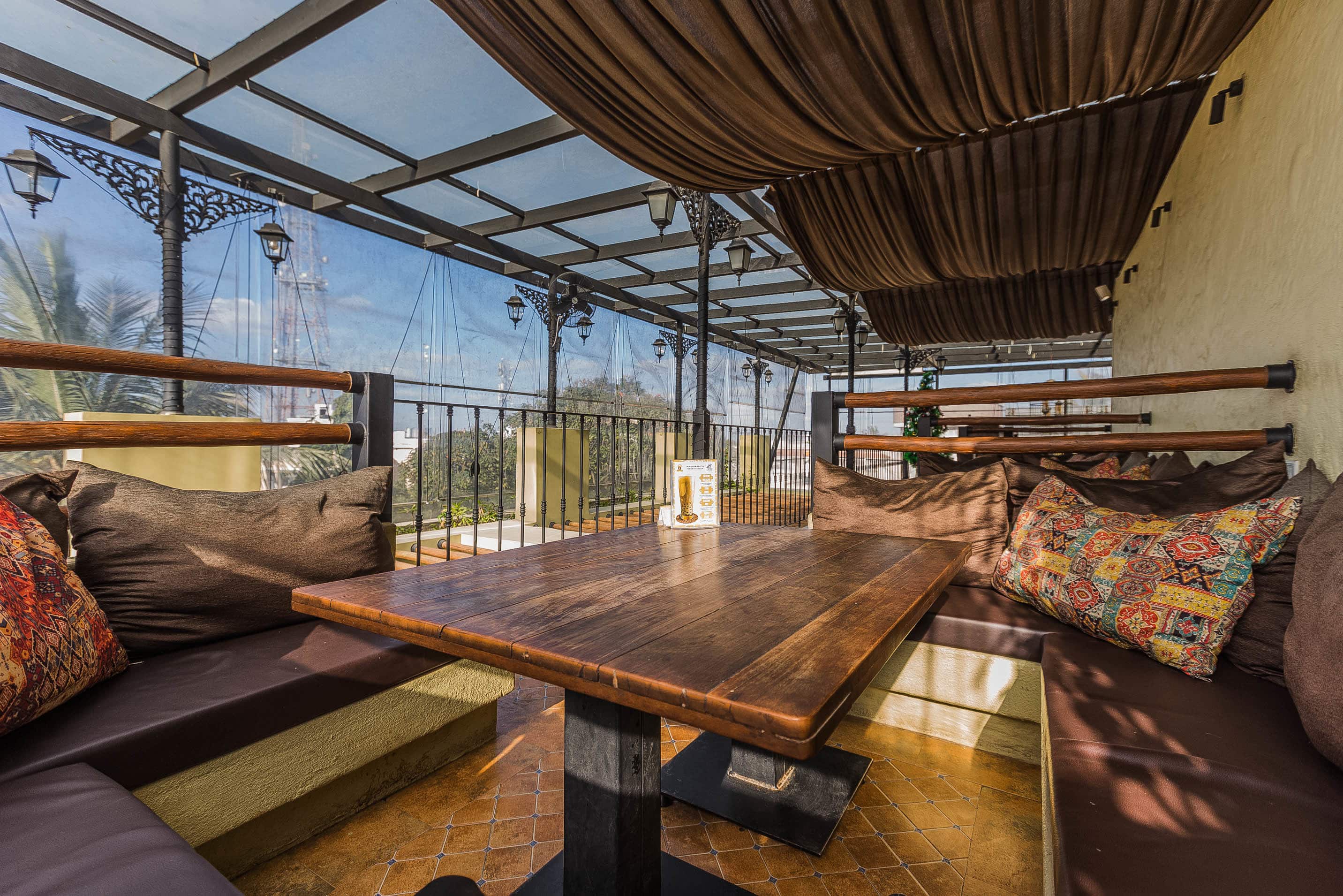 Book table and online reservation at Elements Eatery, Vasanth Nagar, Bangalore