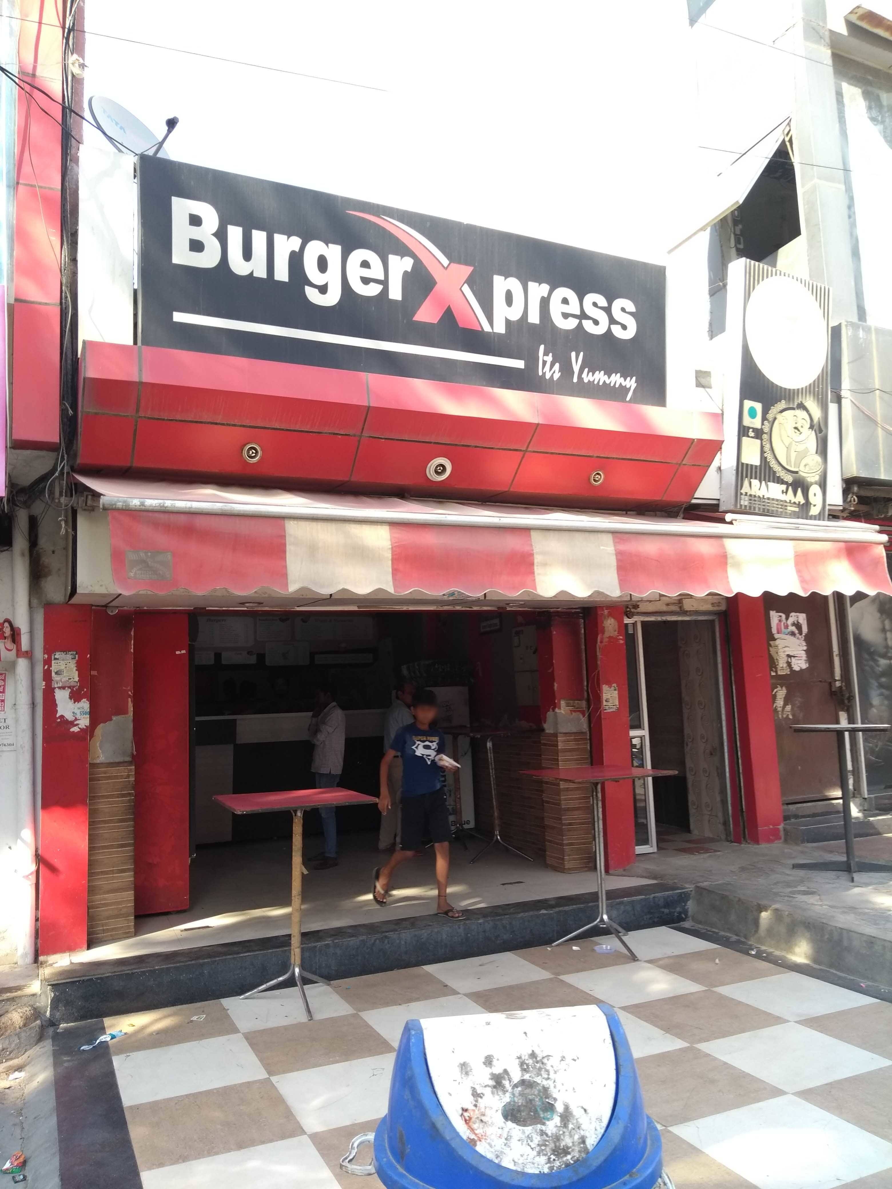 Burger Xpress, Sector 7, Gurgaon