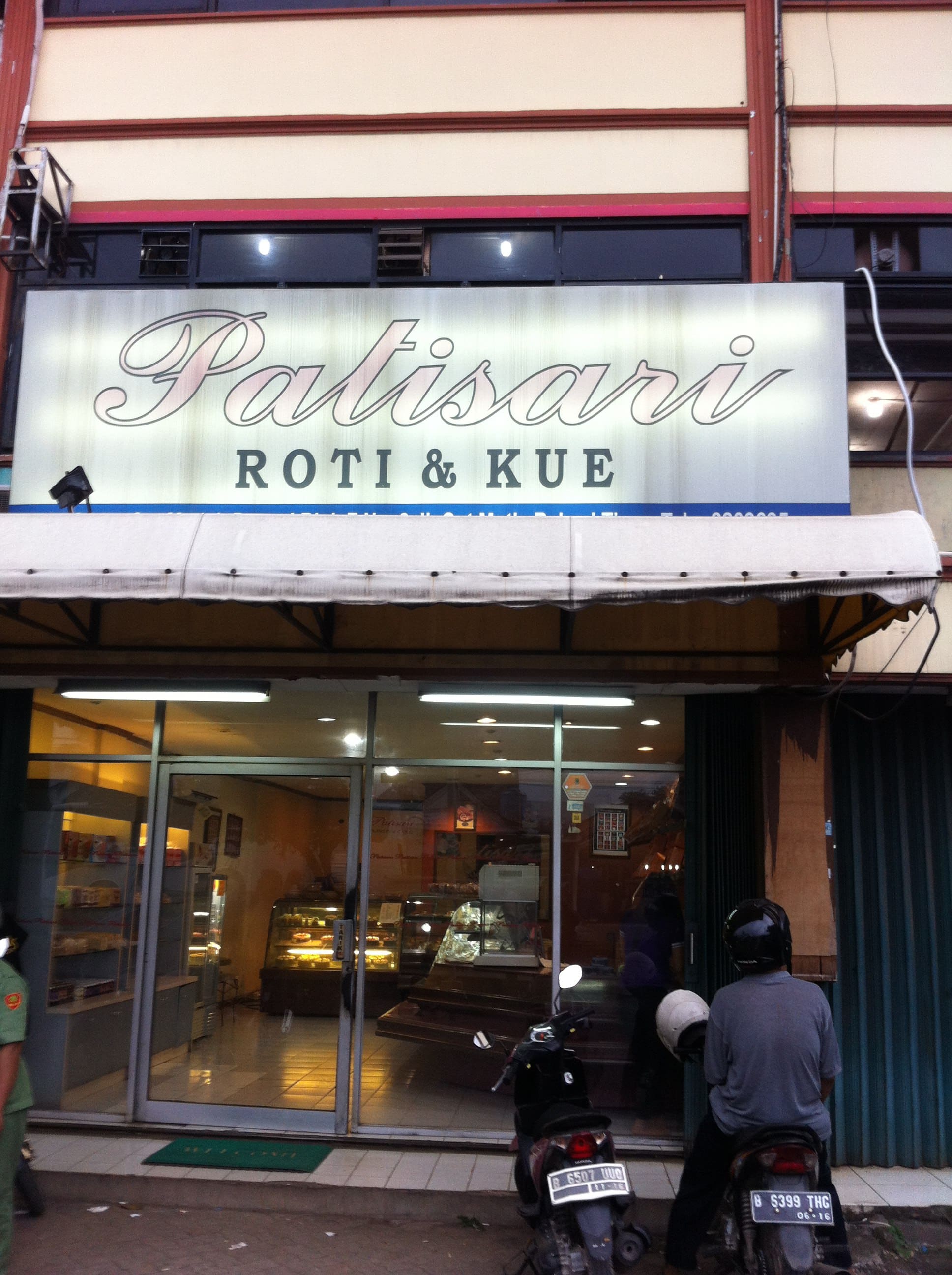 Patisari Roti & Kue, Rawalumbu, Bekasi | Zomato