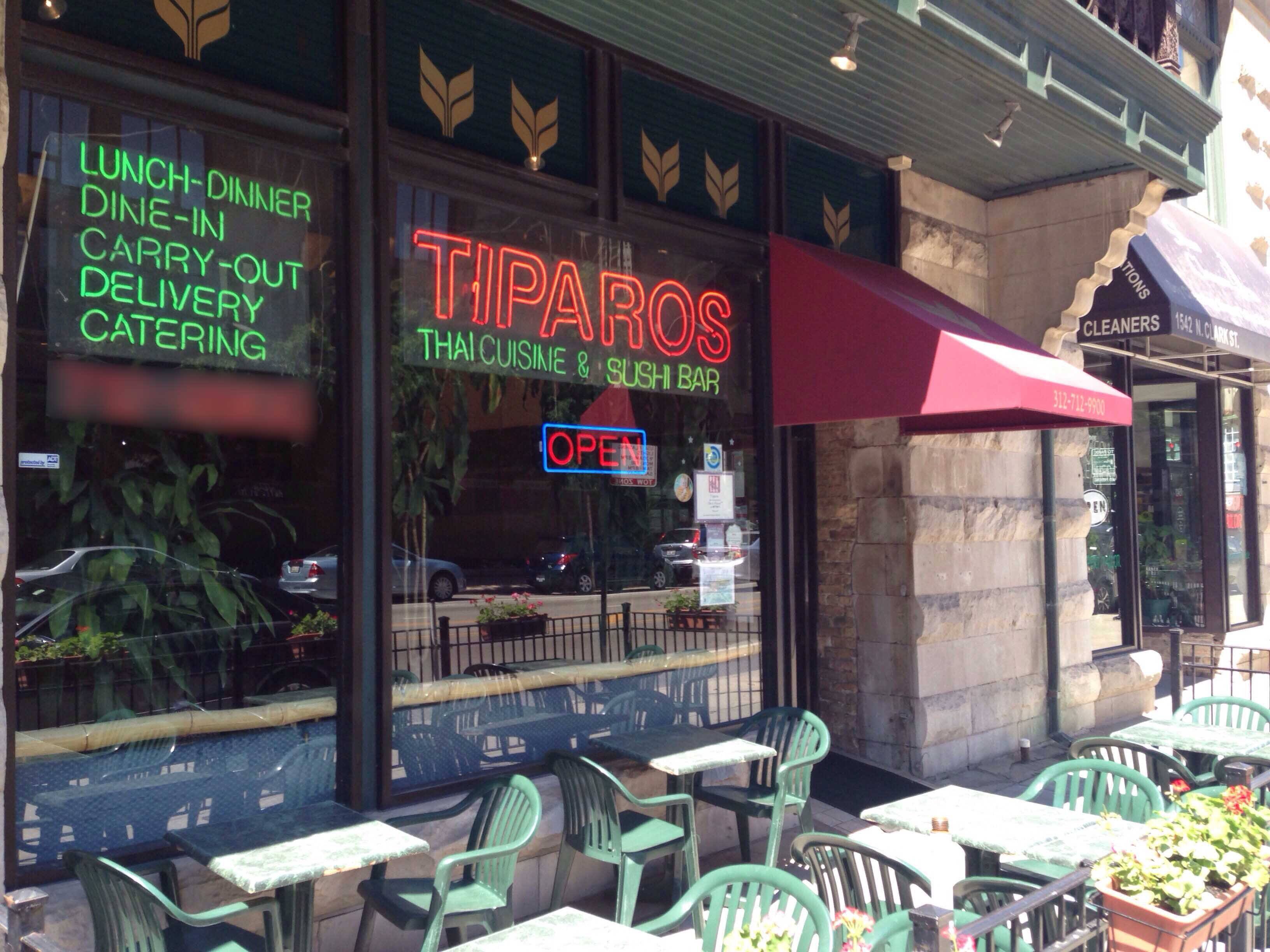 Tiparos Thai Cuisine & Sushi Bar, Gold Coast, Chicago