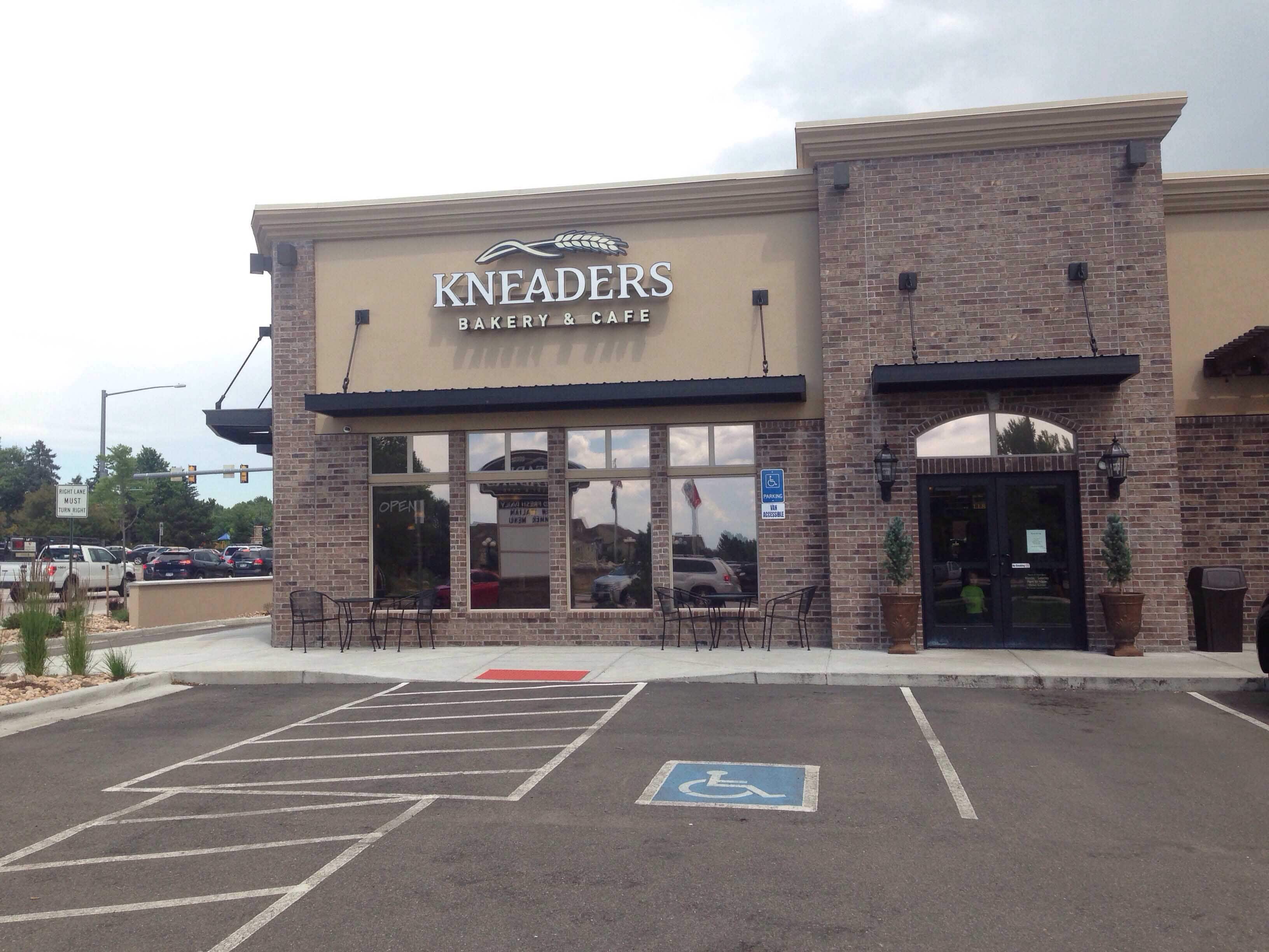 Kneaders Locations