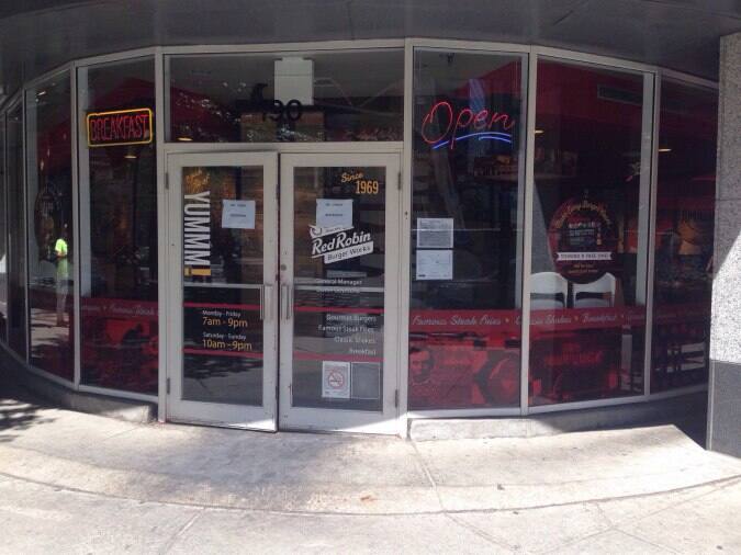 Red Robin Burger Works, Loop, Chicago - Urbanspoon/Zomato