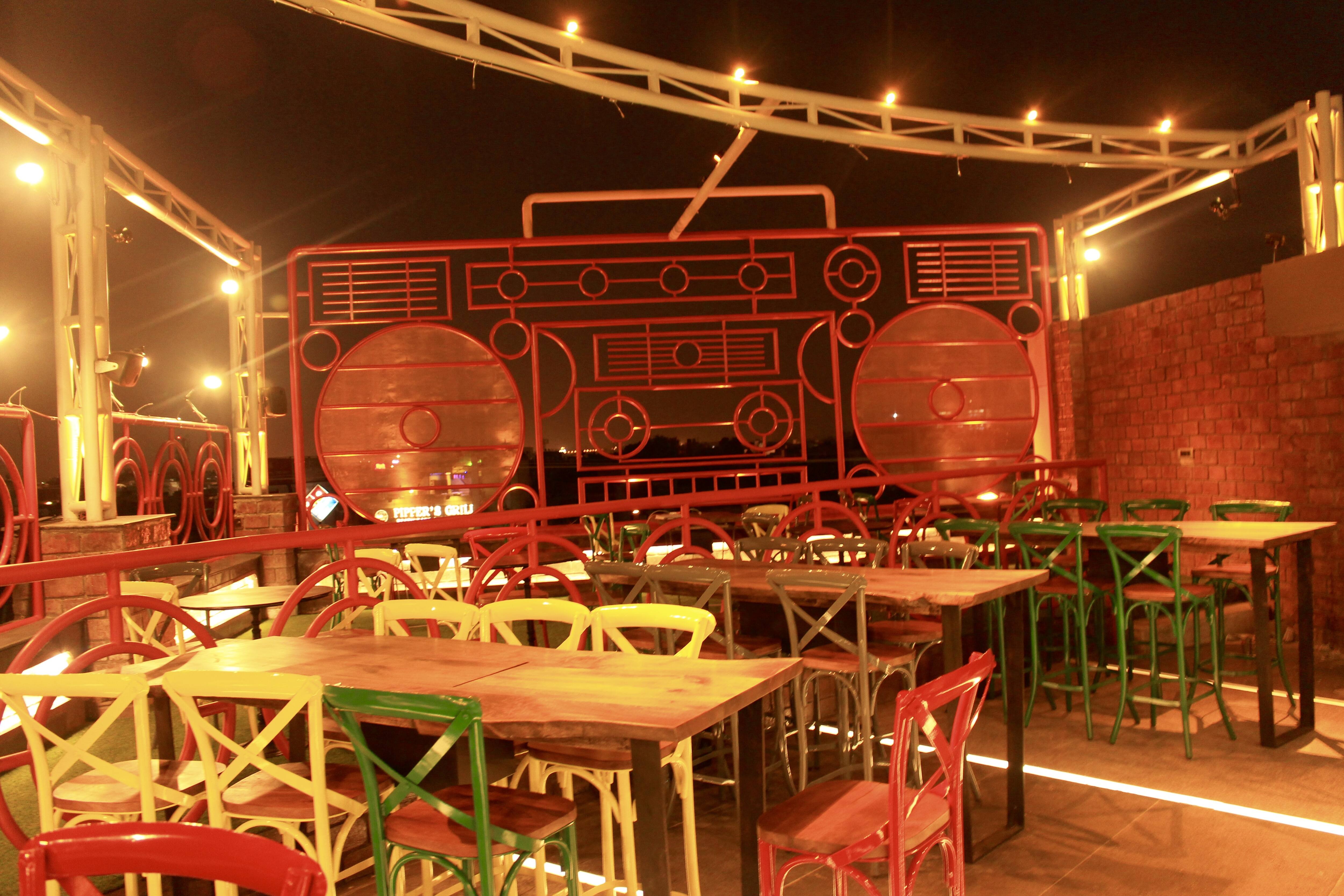 Boombox Cafe Reloaded Photos, Pictures of Boombox Cafe Reloaded ...