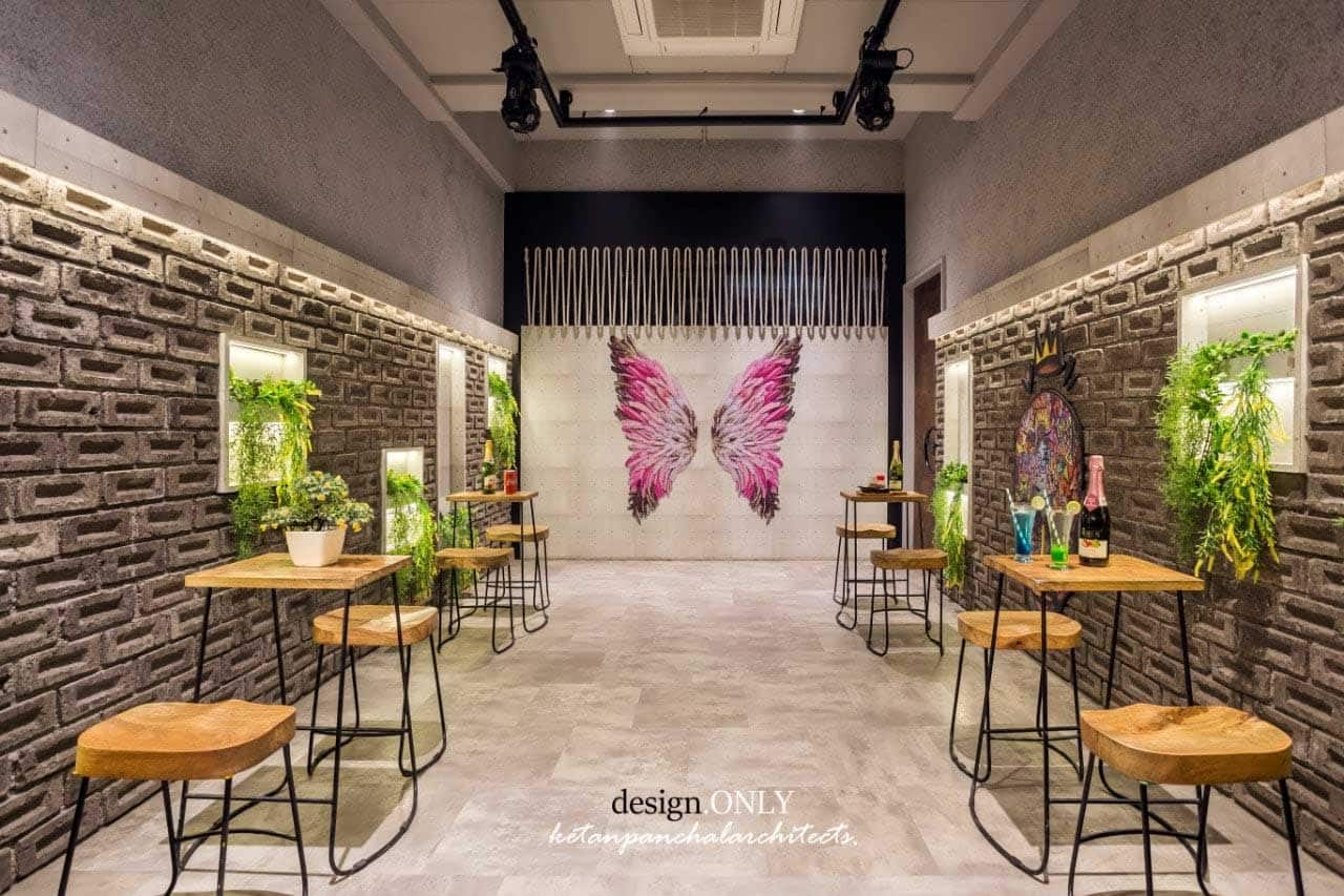 Paa Roti, Vesu order online - Zomato