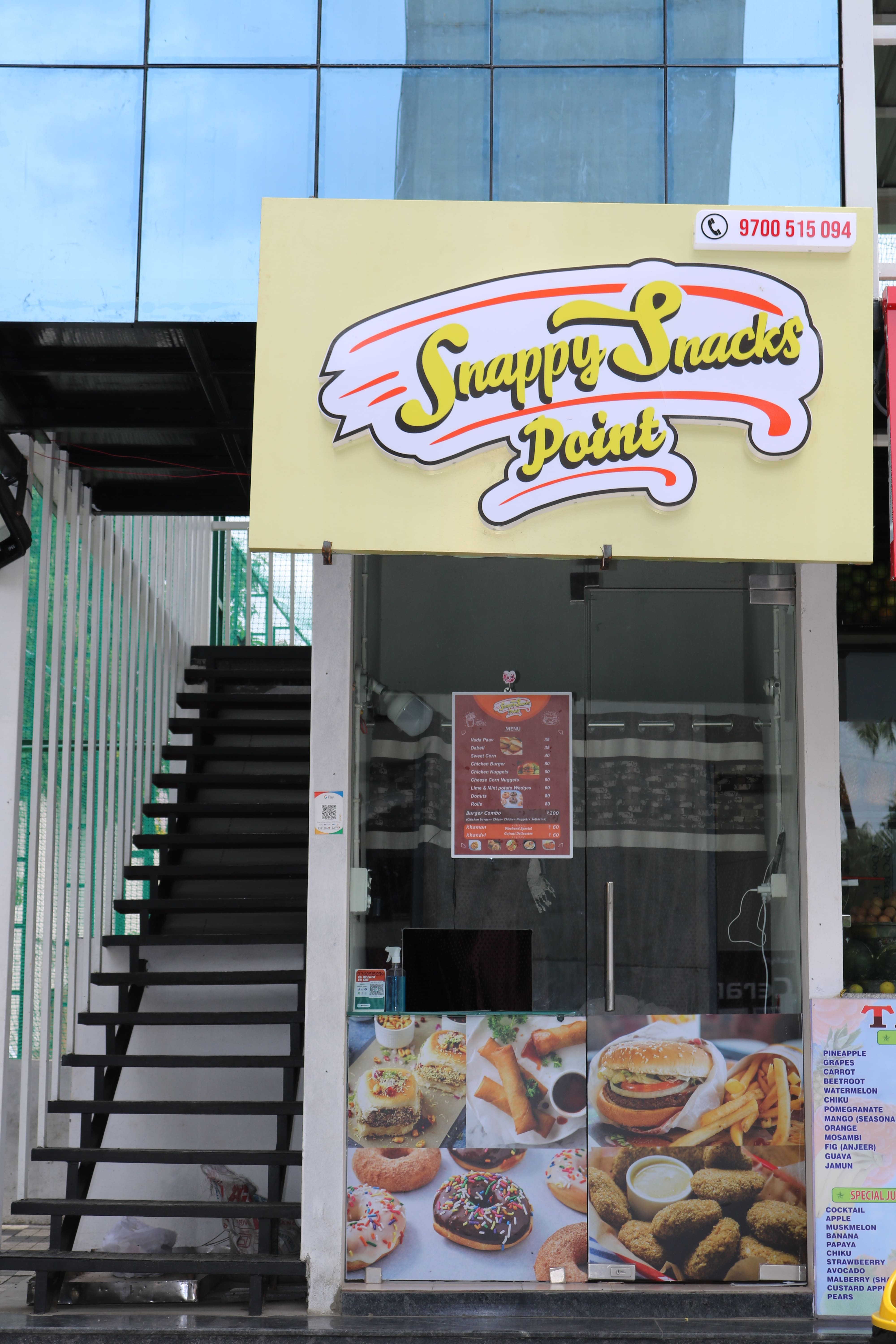 Snappy Snacks Point, Jubilee Hills order online - Zomato