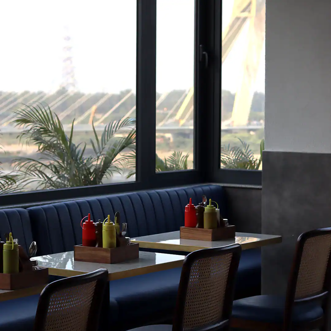 Signature Cafe, Majnu ka Tila, New Delhi | Zomato