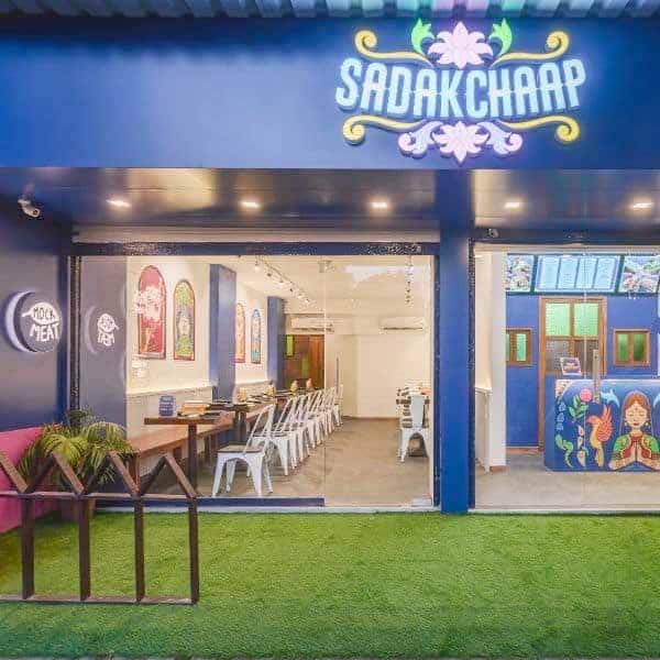 Book table and online reservation at Sadak Chaap, Azad Nagar, Mumbai