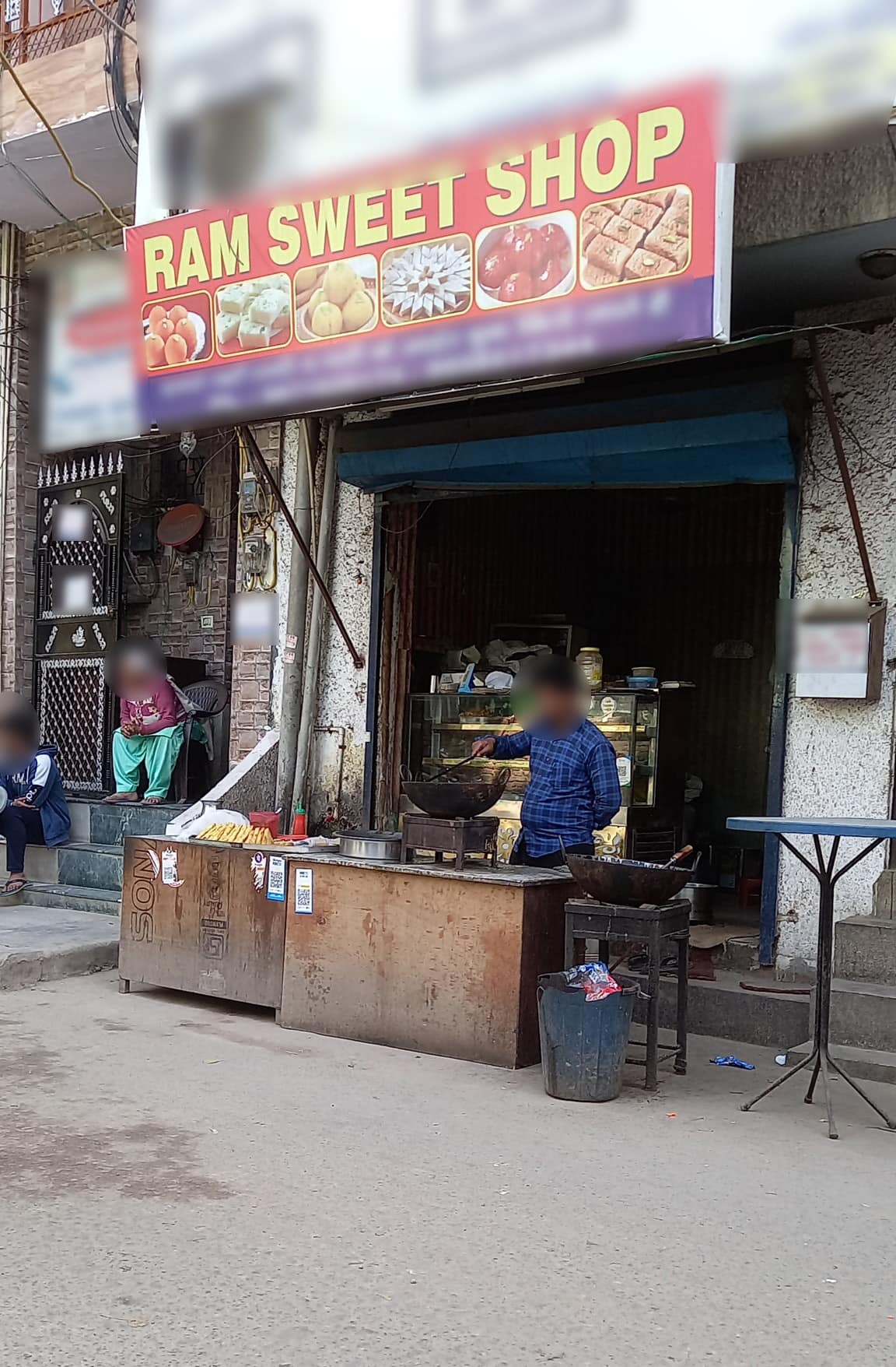 Ram Sweet Shop, South Extension 1, New Delhi | Zomato