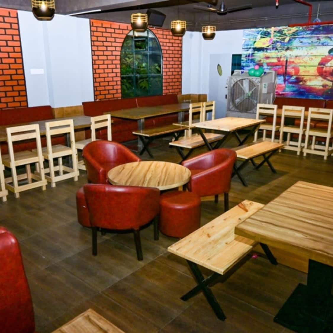 Society BLR Pub, Kadubeesanahalli, Bangalore | Zomato