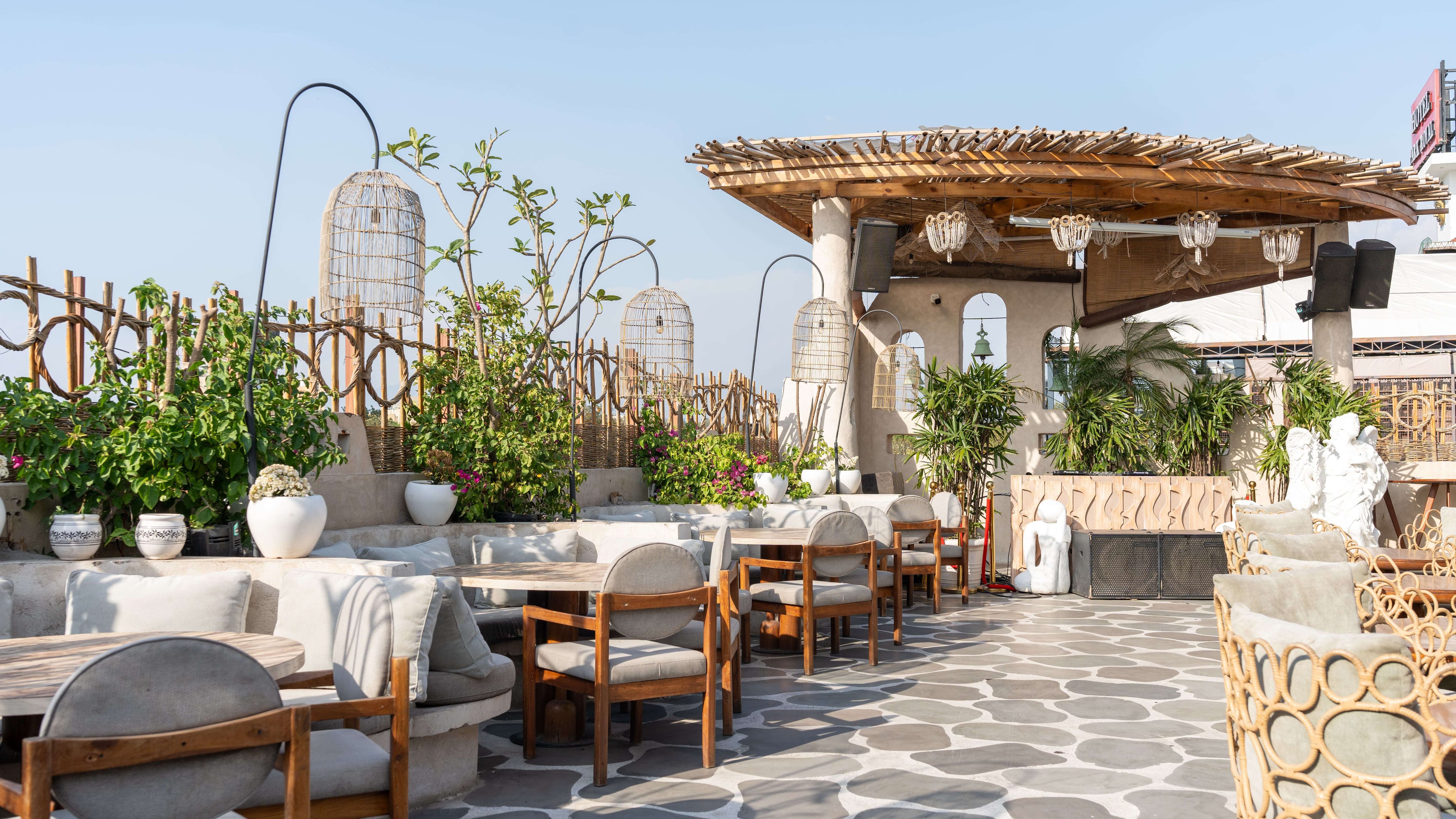 Tahiti Restaurant 7 Night Tahiti & The Society Islands On Paul Gauguin