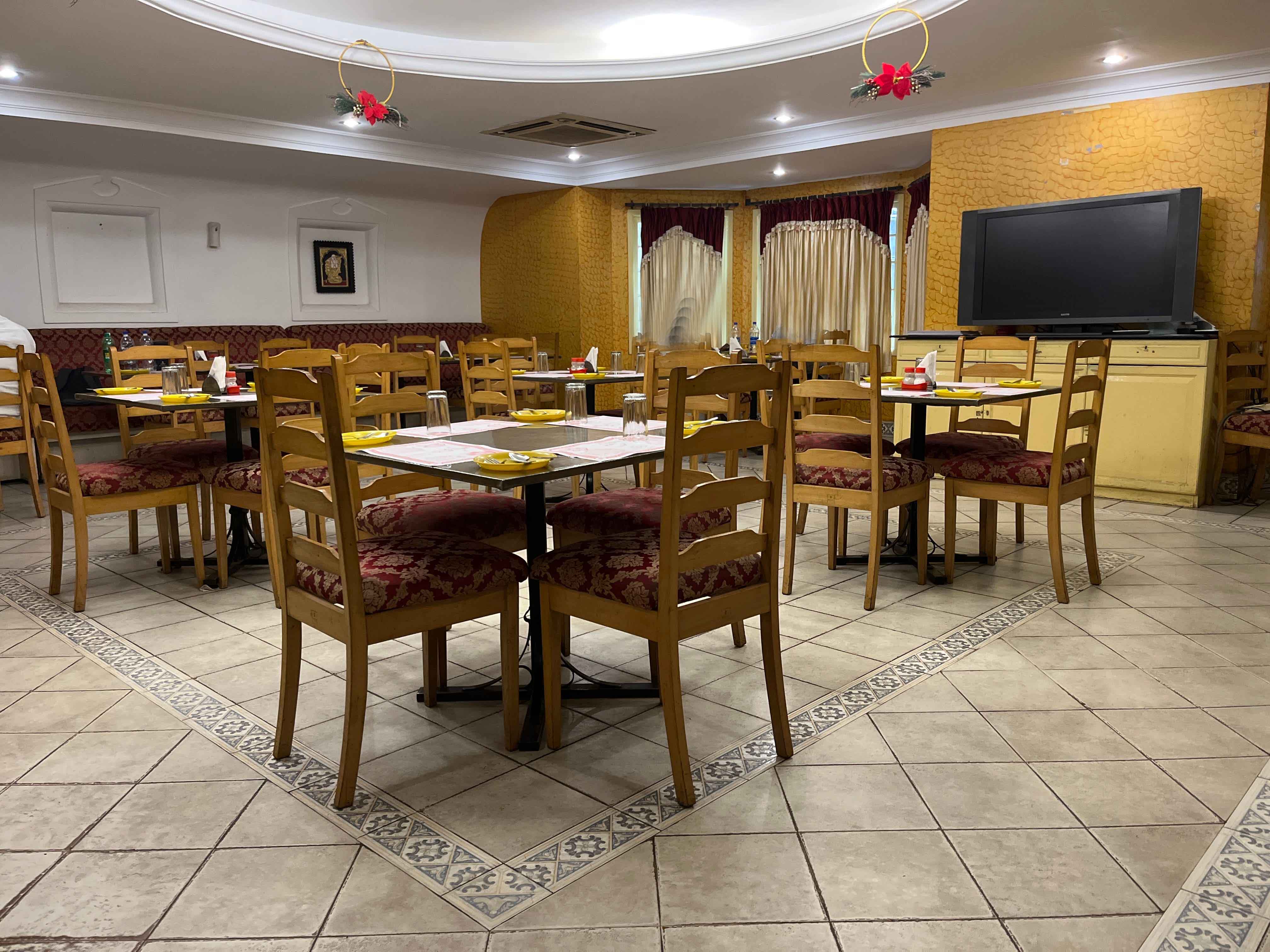 Photos of The Haddows Club, Pictures of The Haddows Club, Chennai | Zomato