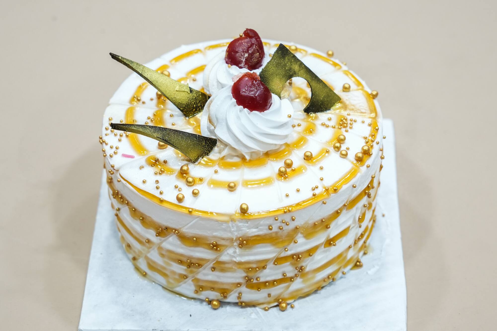 Cakes & Cakes, Peer Gate Area, Bhopal | Zomato