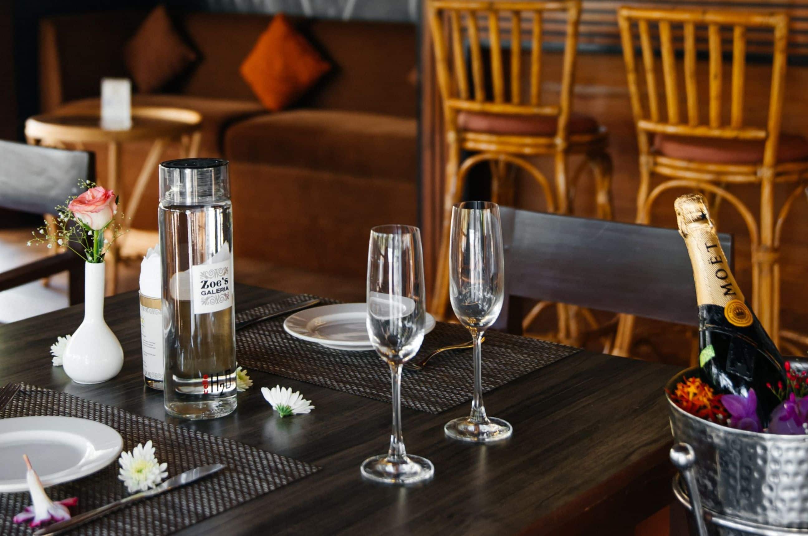 Book table and online reservation at Zoe's Galeria, Colva, Goa