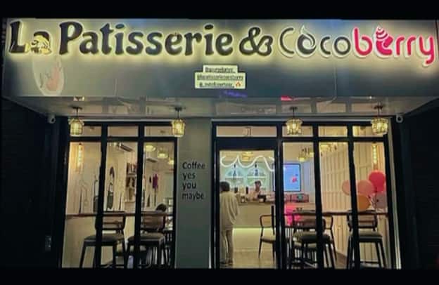 La Patisserie & Coco Berry, Karkardooma, New Delhi | Zomato