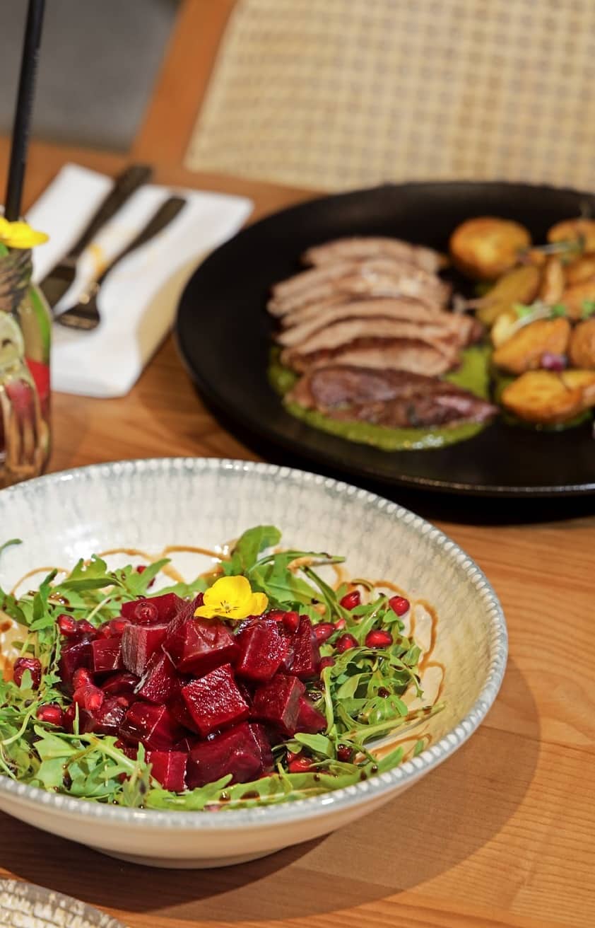 Aishazza Restaurant, Jumeirah Lake Towers (JLT), Dubai | Zomato