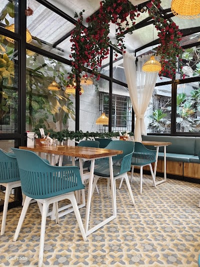 Spunky Gourmet Cafe, Bandstand, Bandra West, Mumbai | Zomato