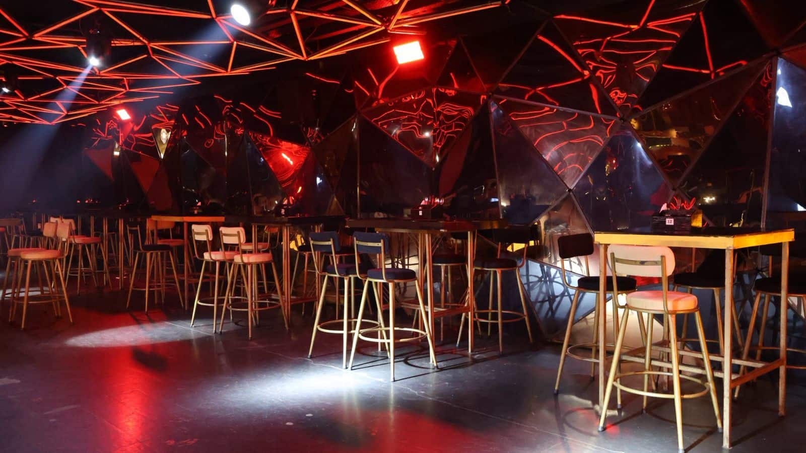 Barrels & Brew - Lounge Bar, Kasarvadavli, Thane West, Thane | Zomato