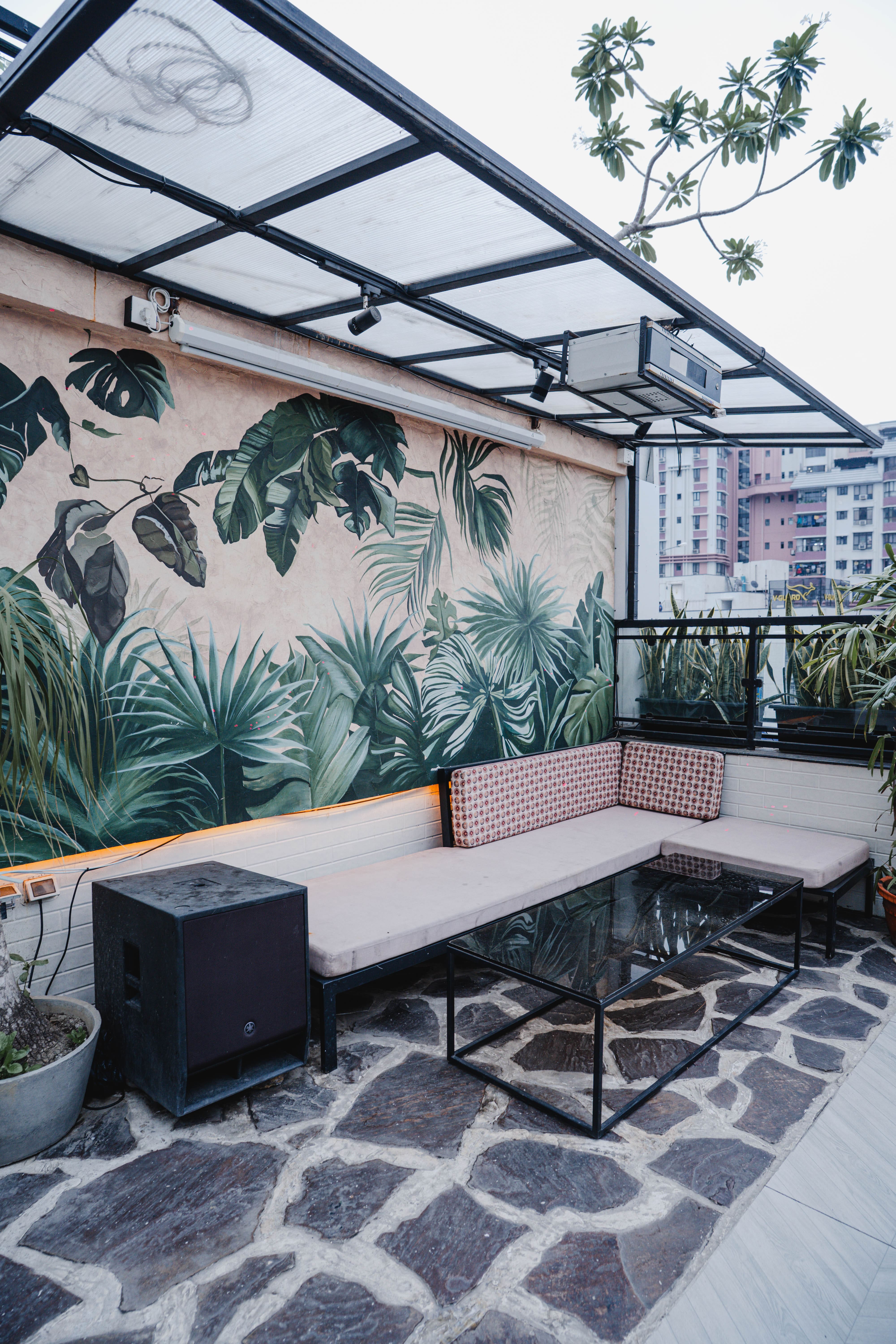 Rever Skydeck Cafe, Topsia, Kolkata | Zomato