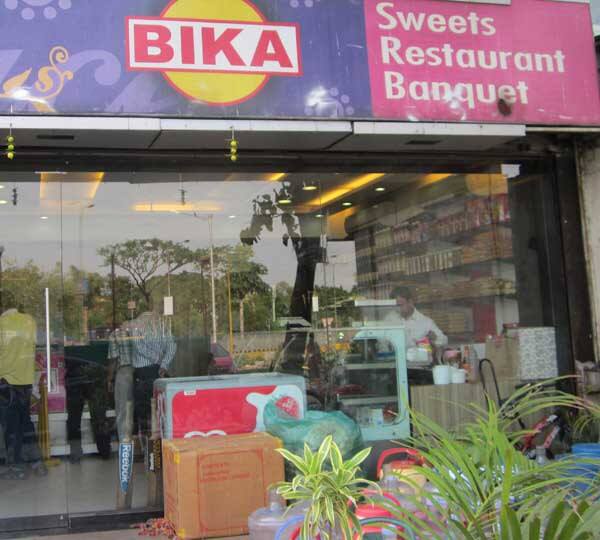 Bika Food Palace Menu, Menu for Bika Food Palace, Ultadanga, Kolkata