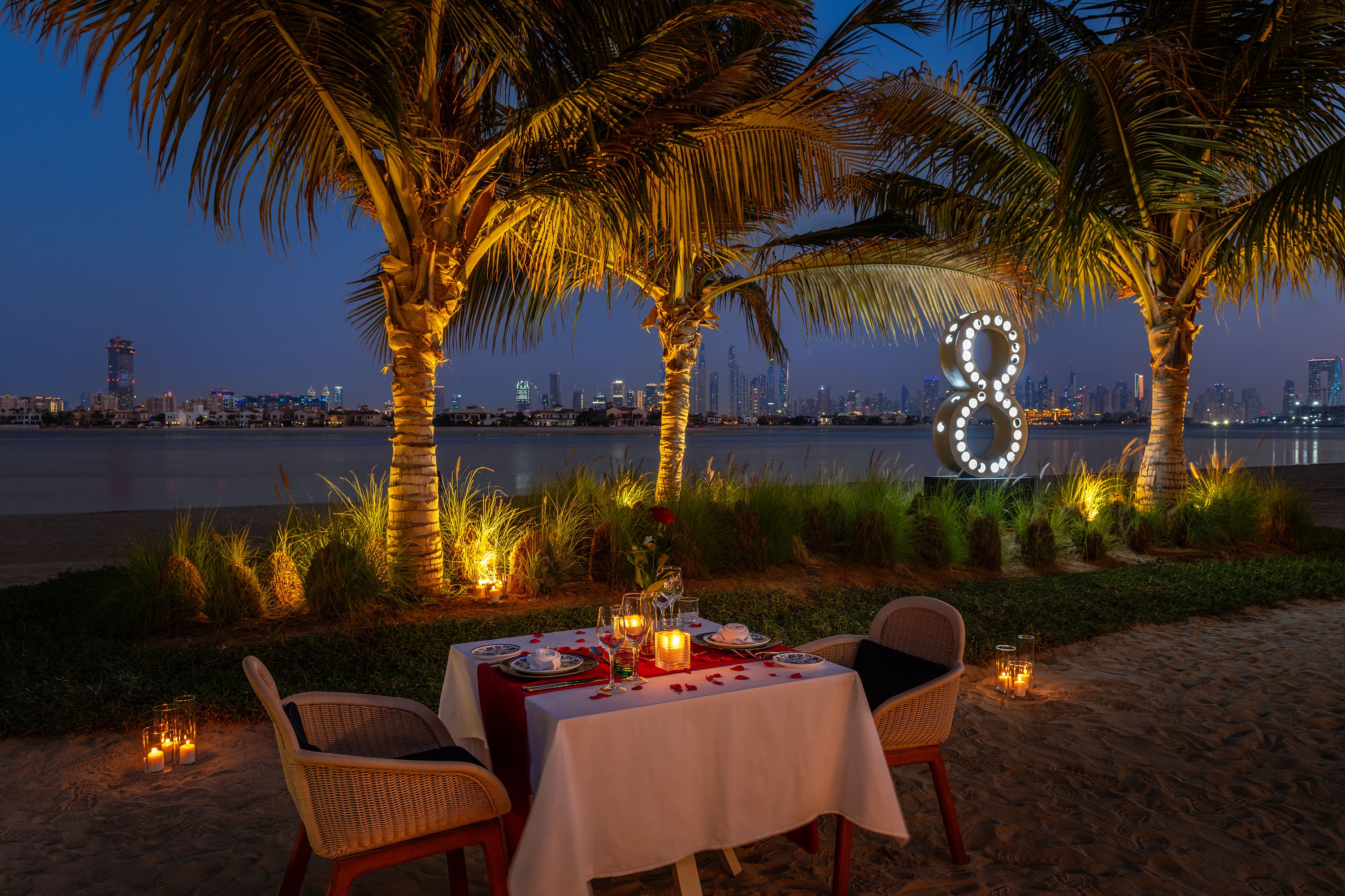 Fluid Beach Club - Th8 Palm, Palm Jumeirah, Dubai | Zomato