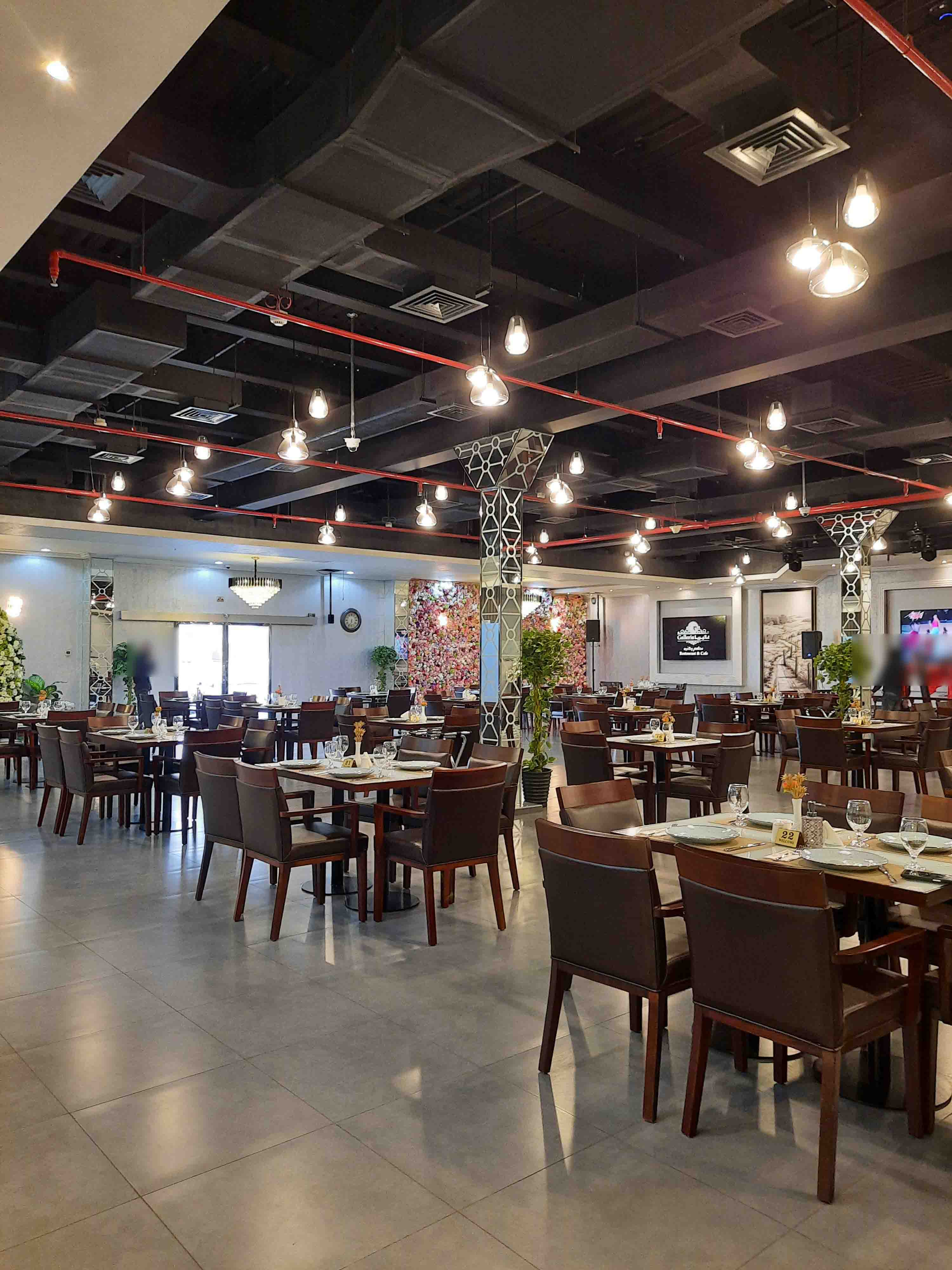 Galleria cafe store