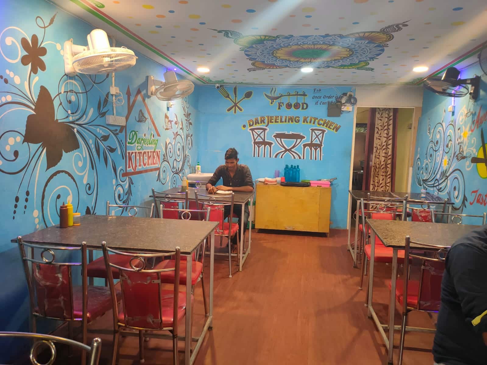 Darjeeling Kitchen, Patia order online - Zomato