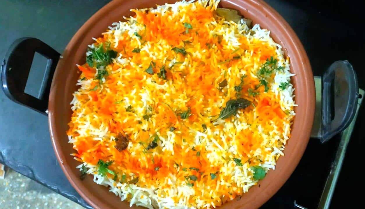 Matka Biryani, Sangamner Locality order online - Zomato