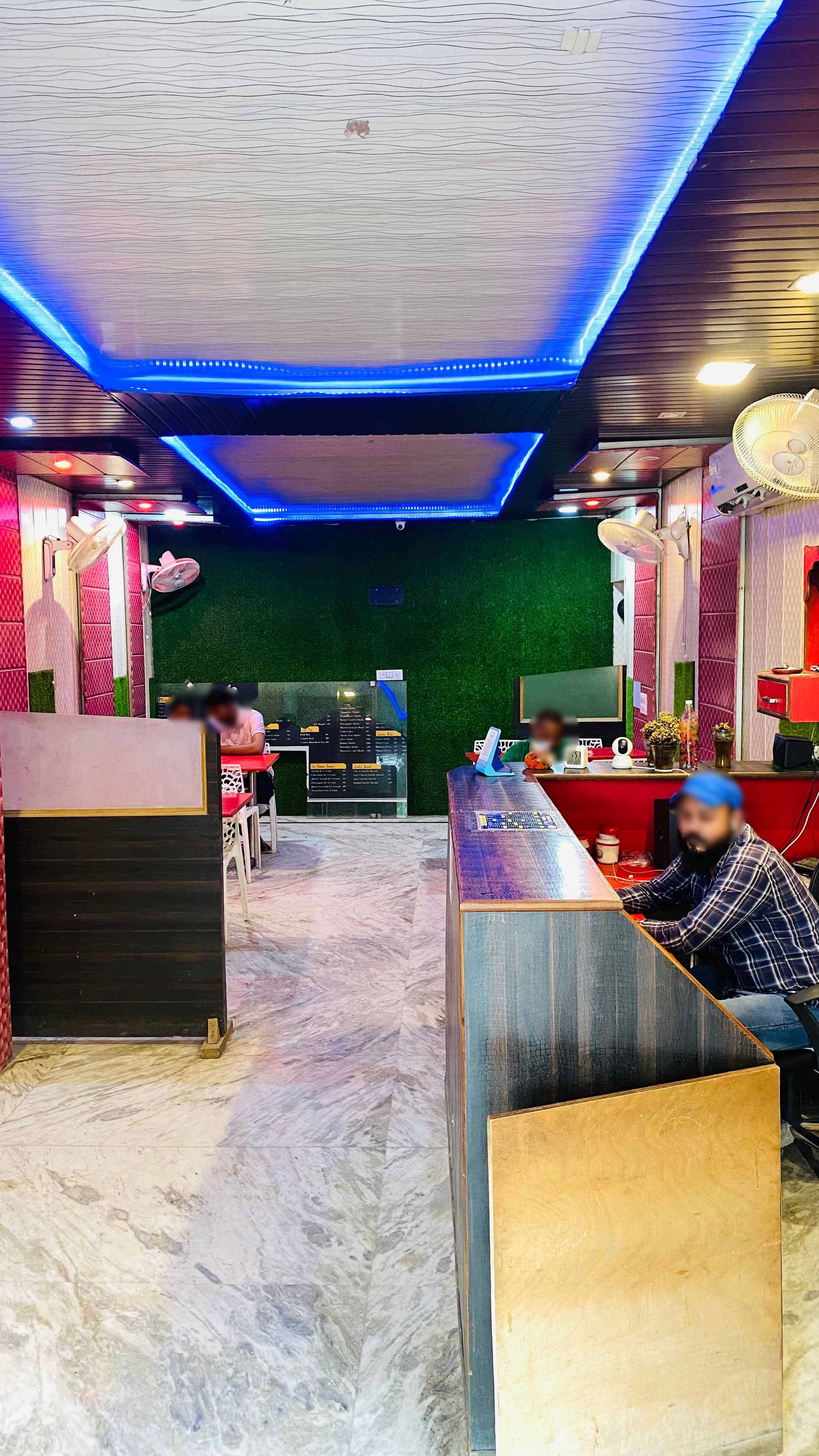 Divine Cafe & Restaurant, Palwal Locality order online - Zomato