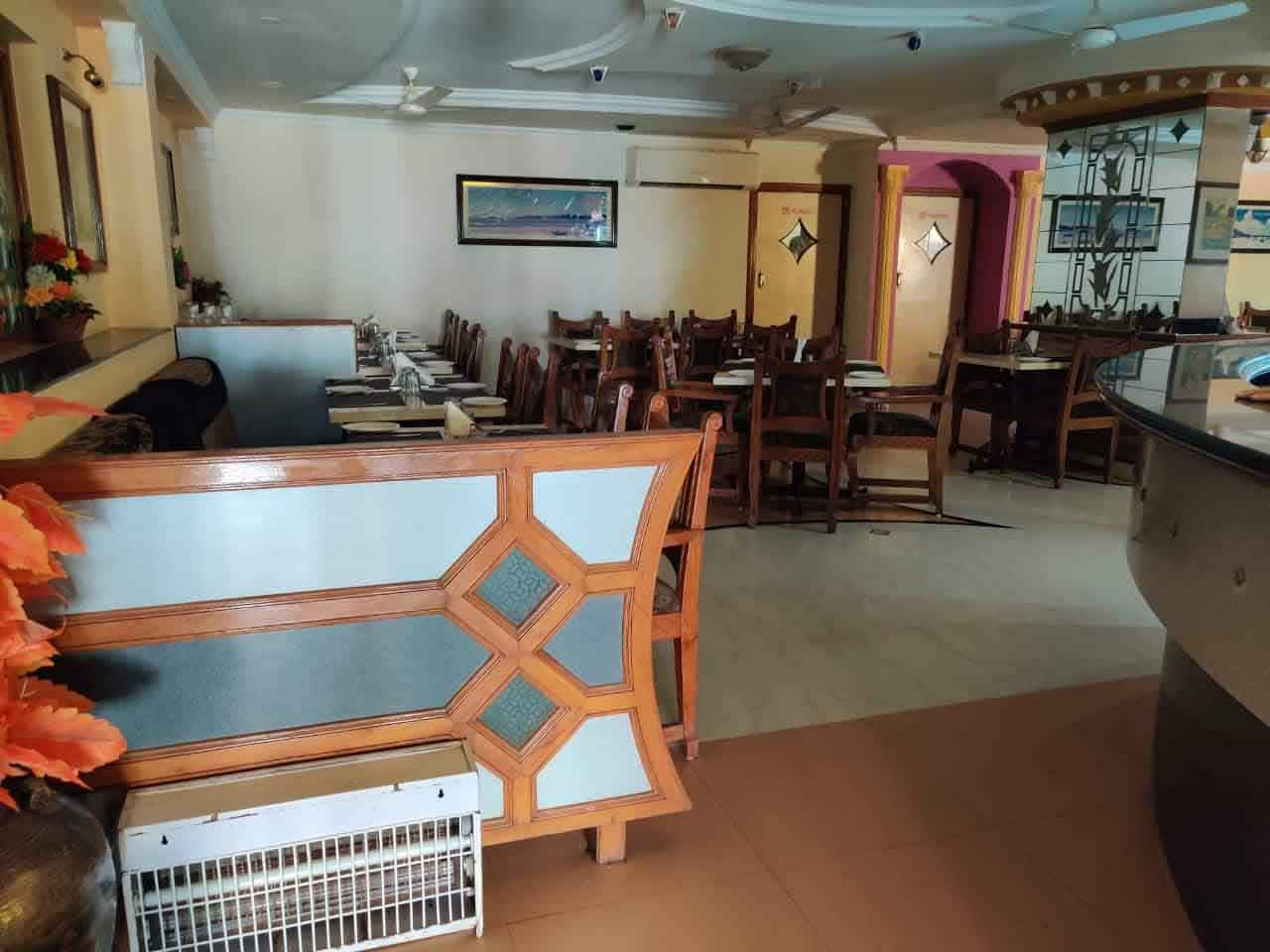 Hotel Samrat, Fort Road order online - Zomato