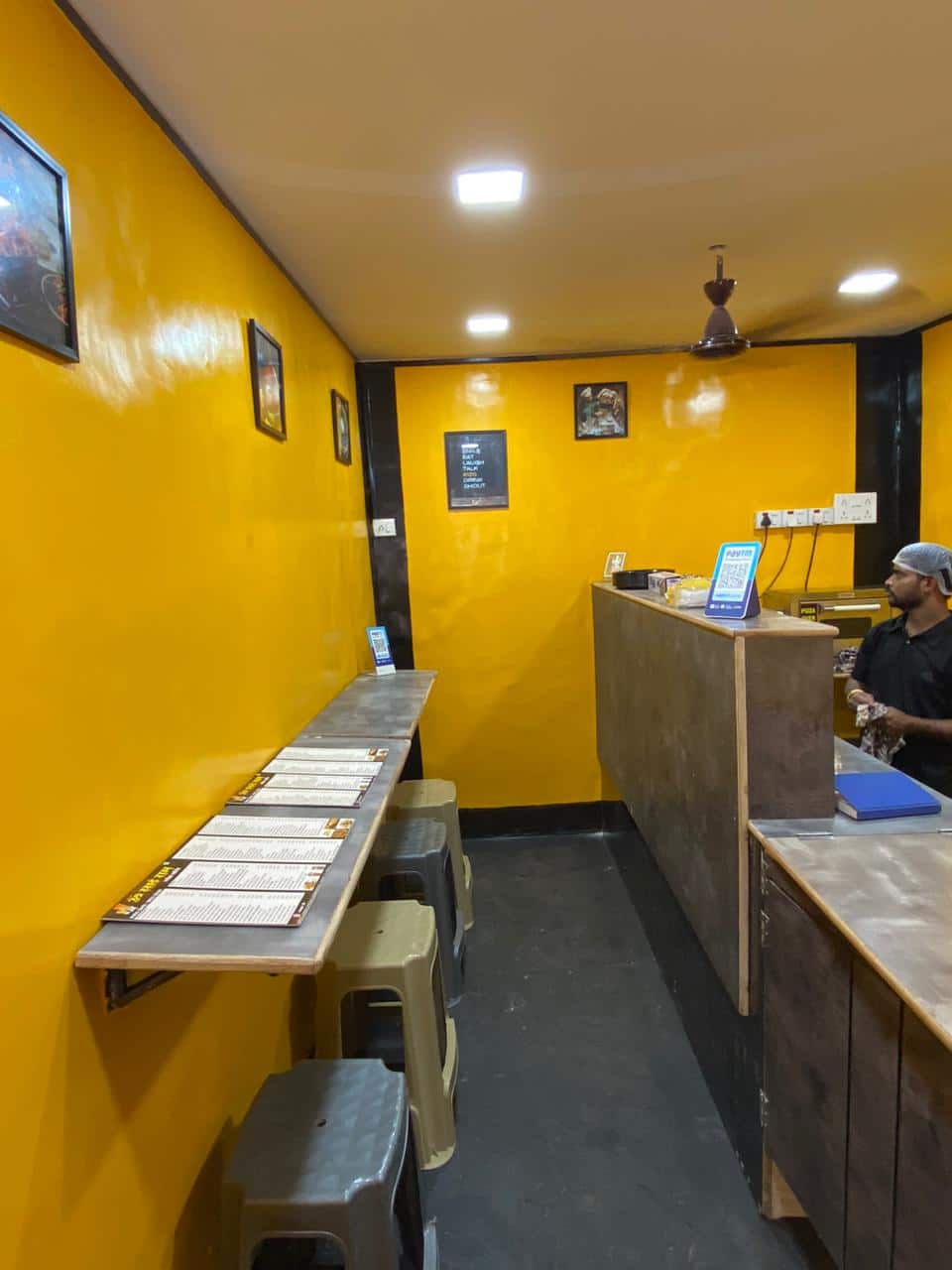 Om Sai Ram Snacks Corner, Sion, Mumbai | Zomato