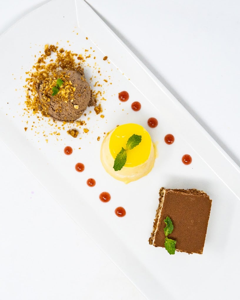 Menu of Canvas Restaurant & Pizzeria, Fort Kochi, Kochi