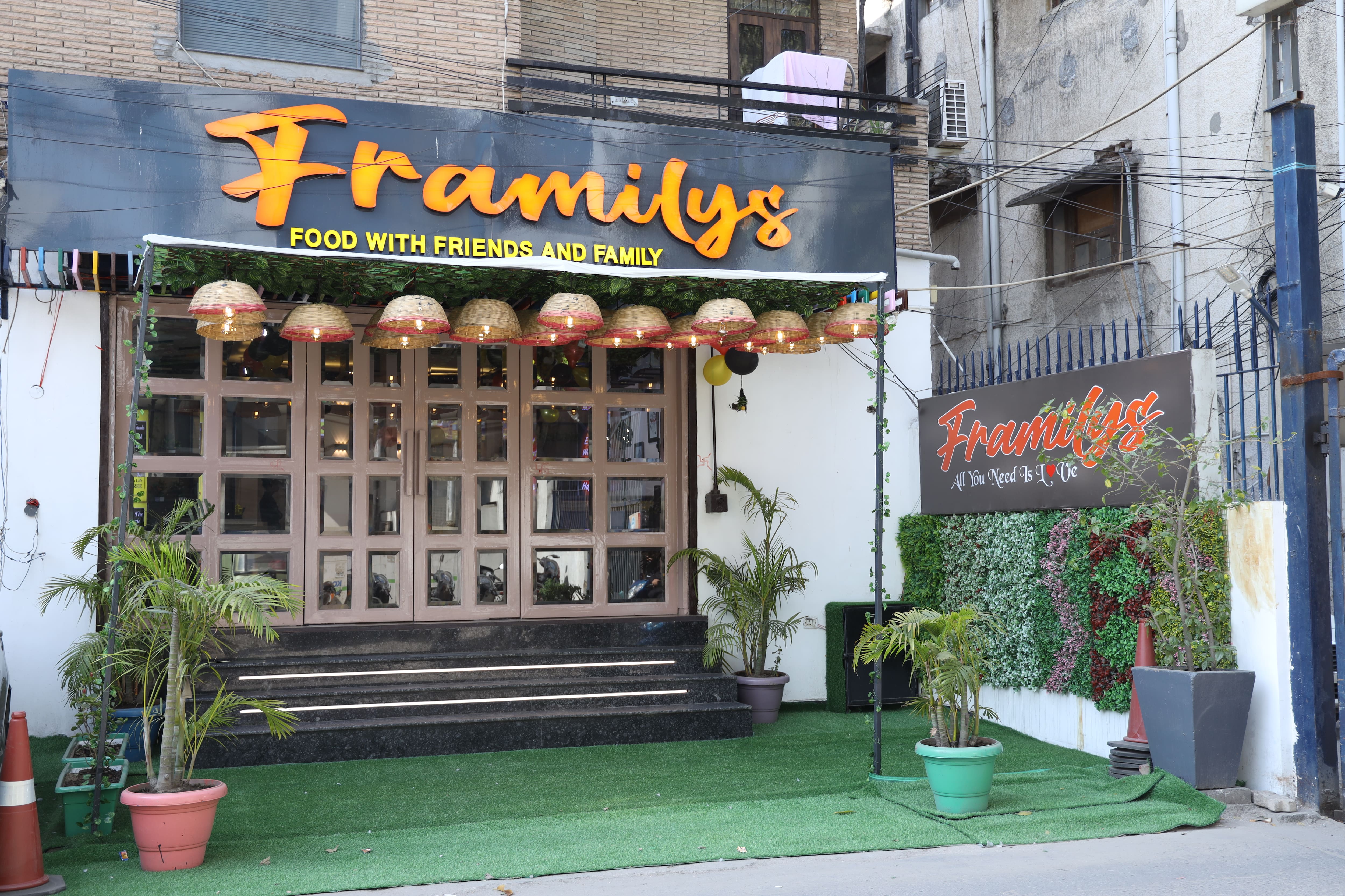 Book table and online reservation at Framily's, Punjabi Bagh, New Delhi