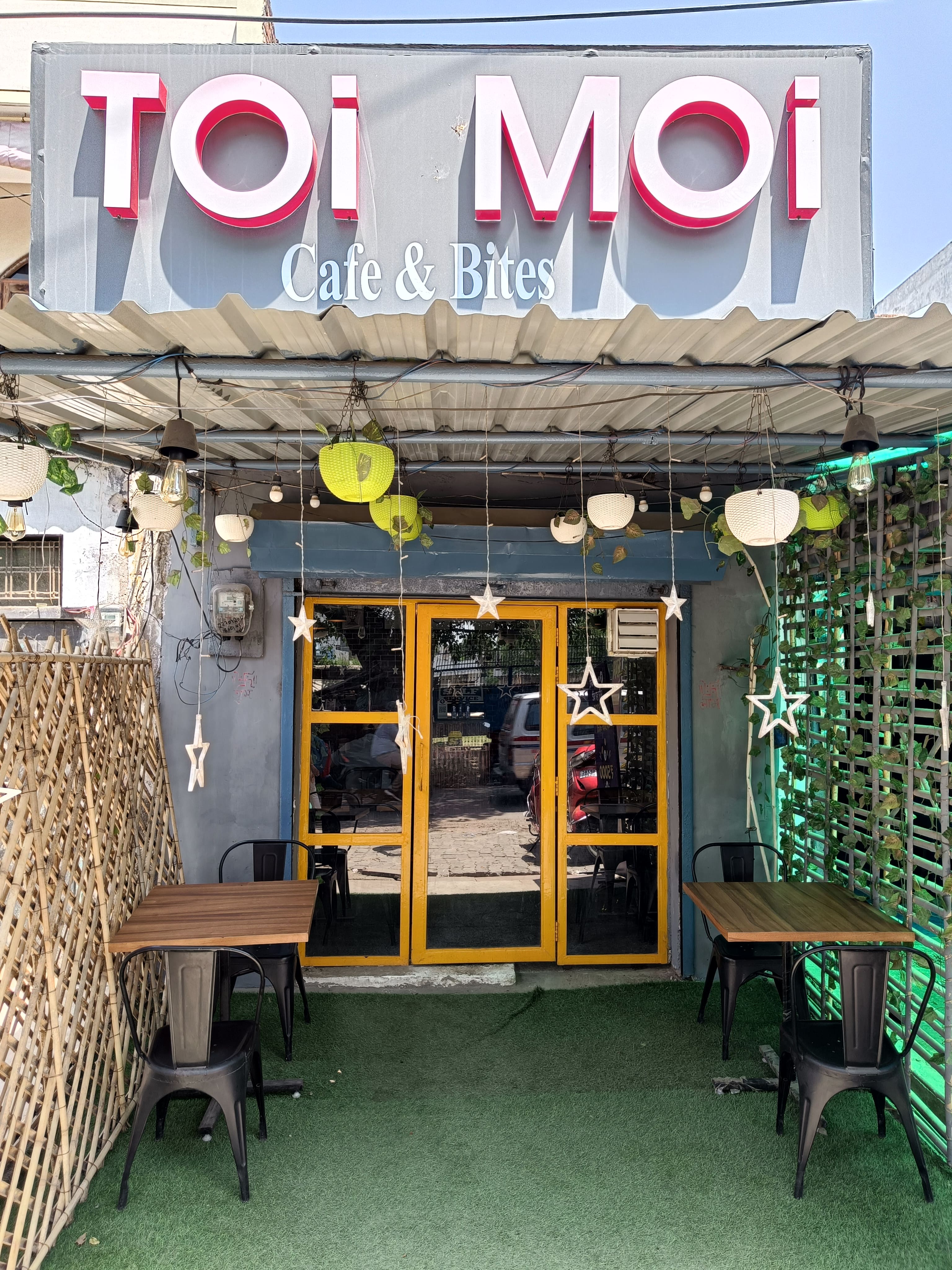 Toi-Moi Cafe & Bites, Kakadeo, Kanpur | Zomato