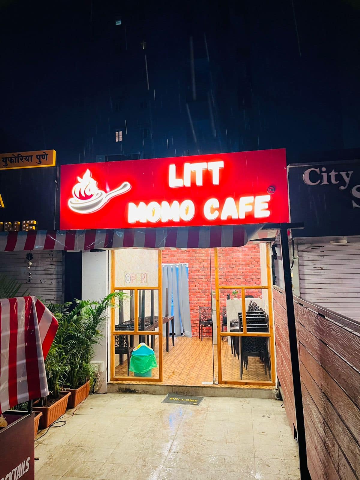 LITT MOMO CAFE, Karve Nagar order online - Zomato