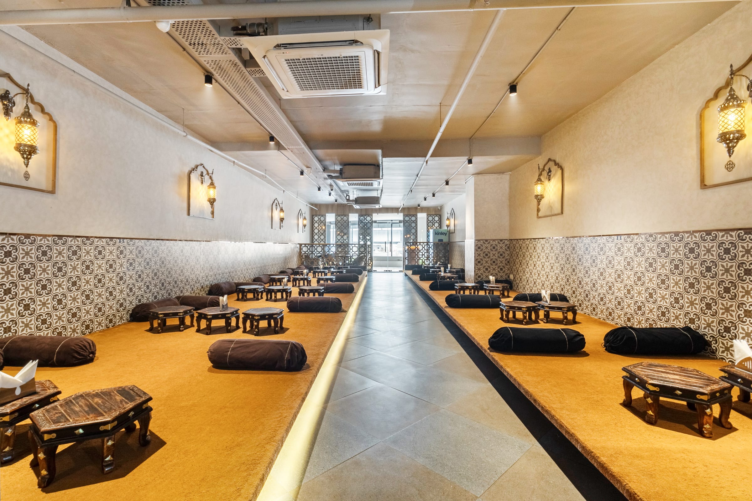 Book table and online reservation at Wah Mandi, Kondapur, Hyderabad