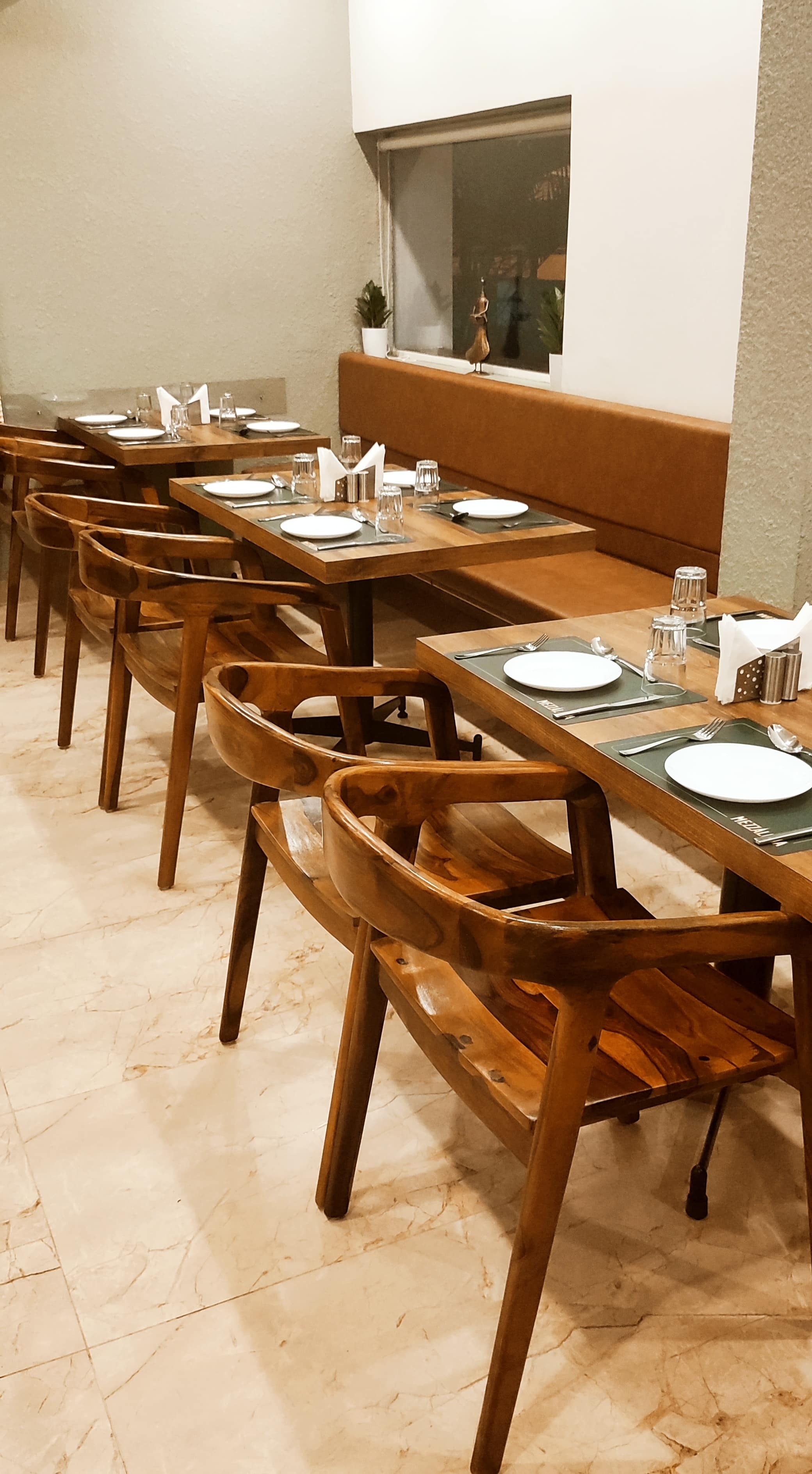 Mezzaluna Casual Dining, Indiranagar, Bangalore | Zomato
