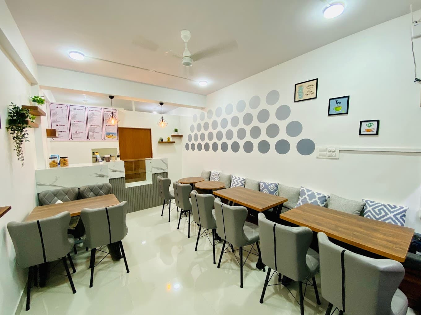 Book table and online reservation at Tea Day, JP Nagar, Bangalore