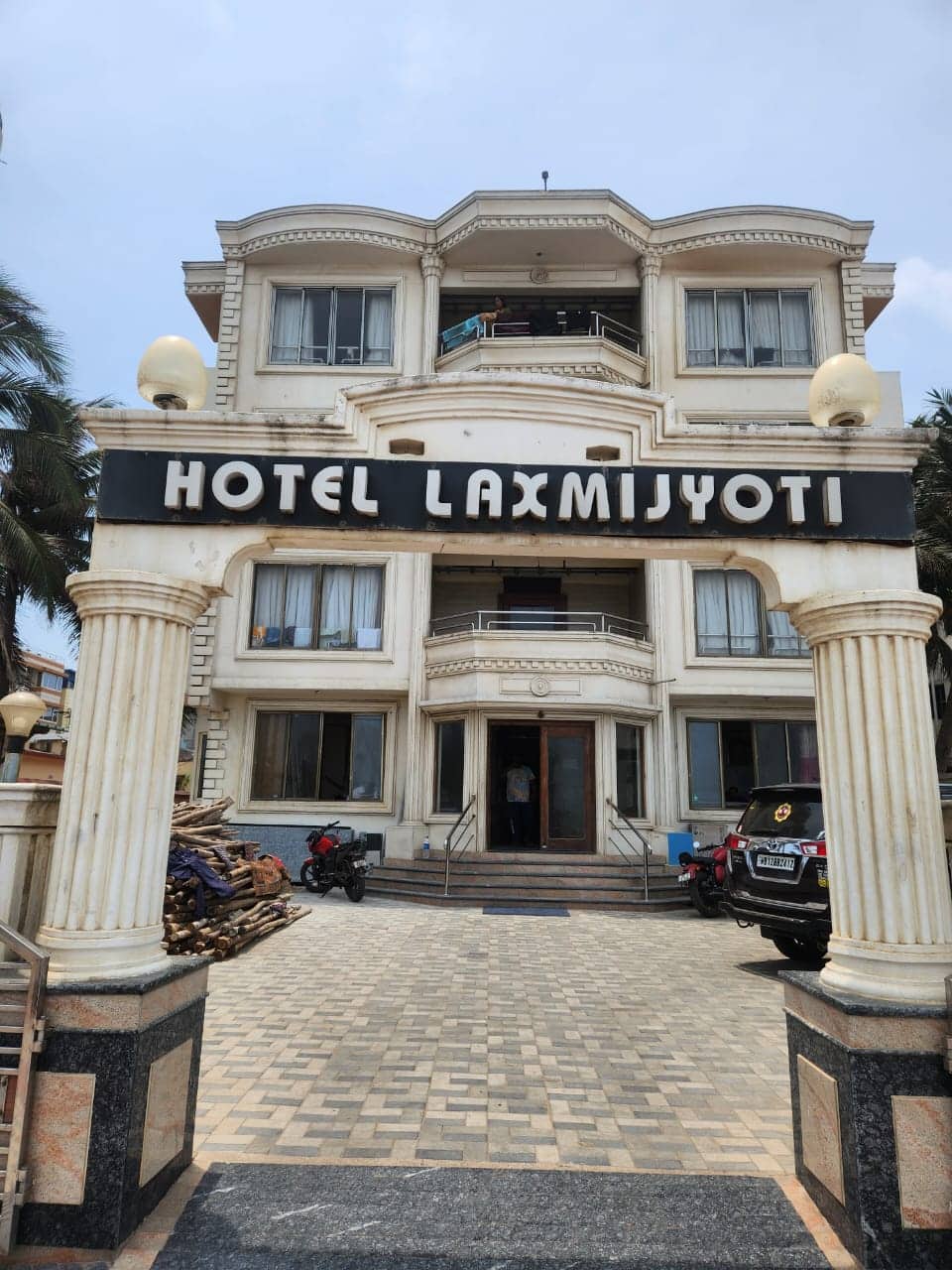 HOTEL LAXMIJYOTI, Baliapanda Housing Board Colony, Puri | Zomato