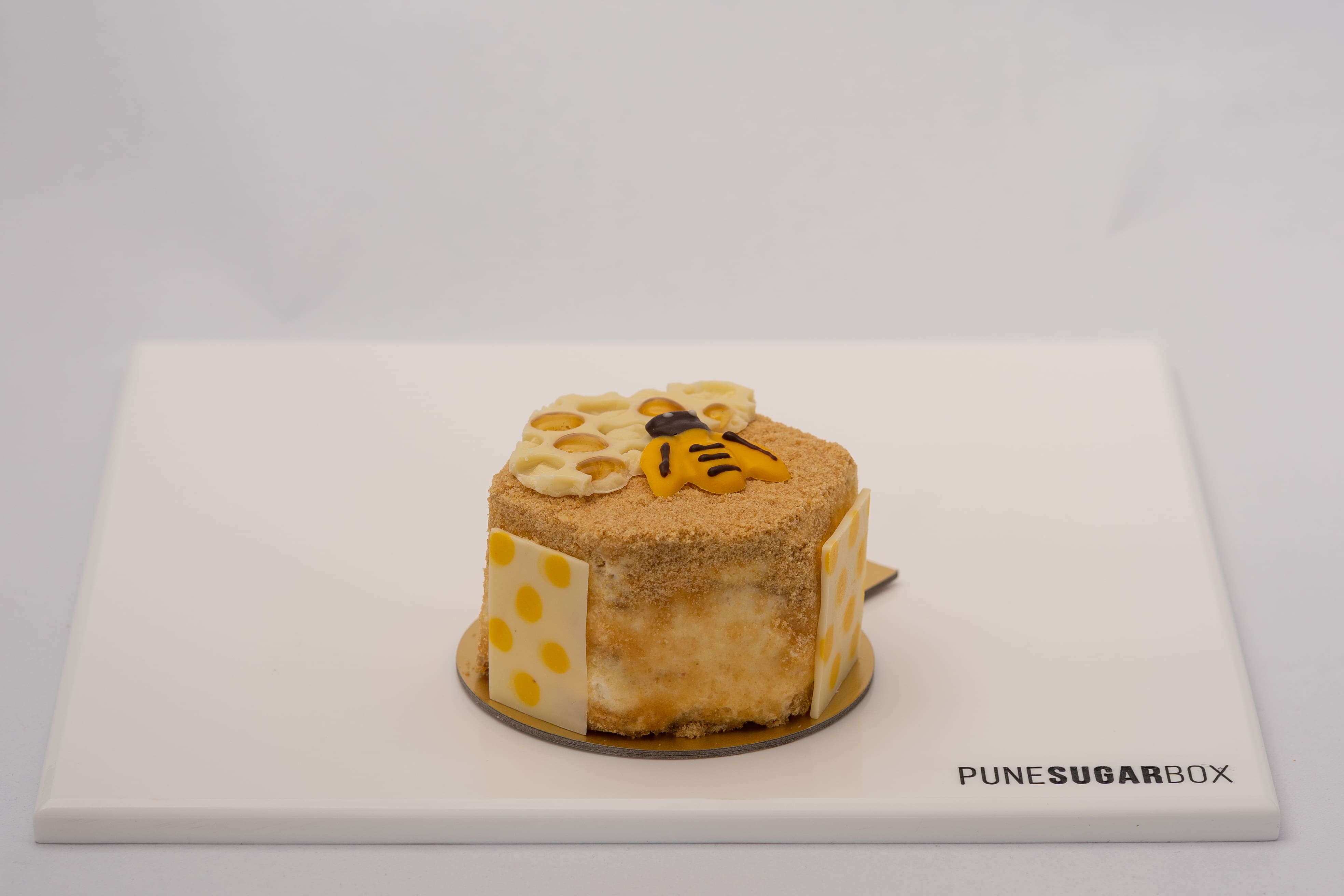 Book table and online reservation at Pune Sugar Box - Conrad Pune, Bund ...