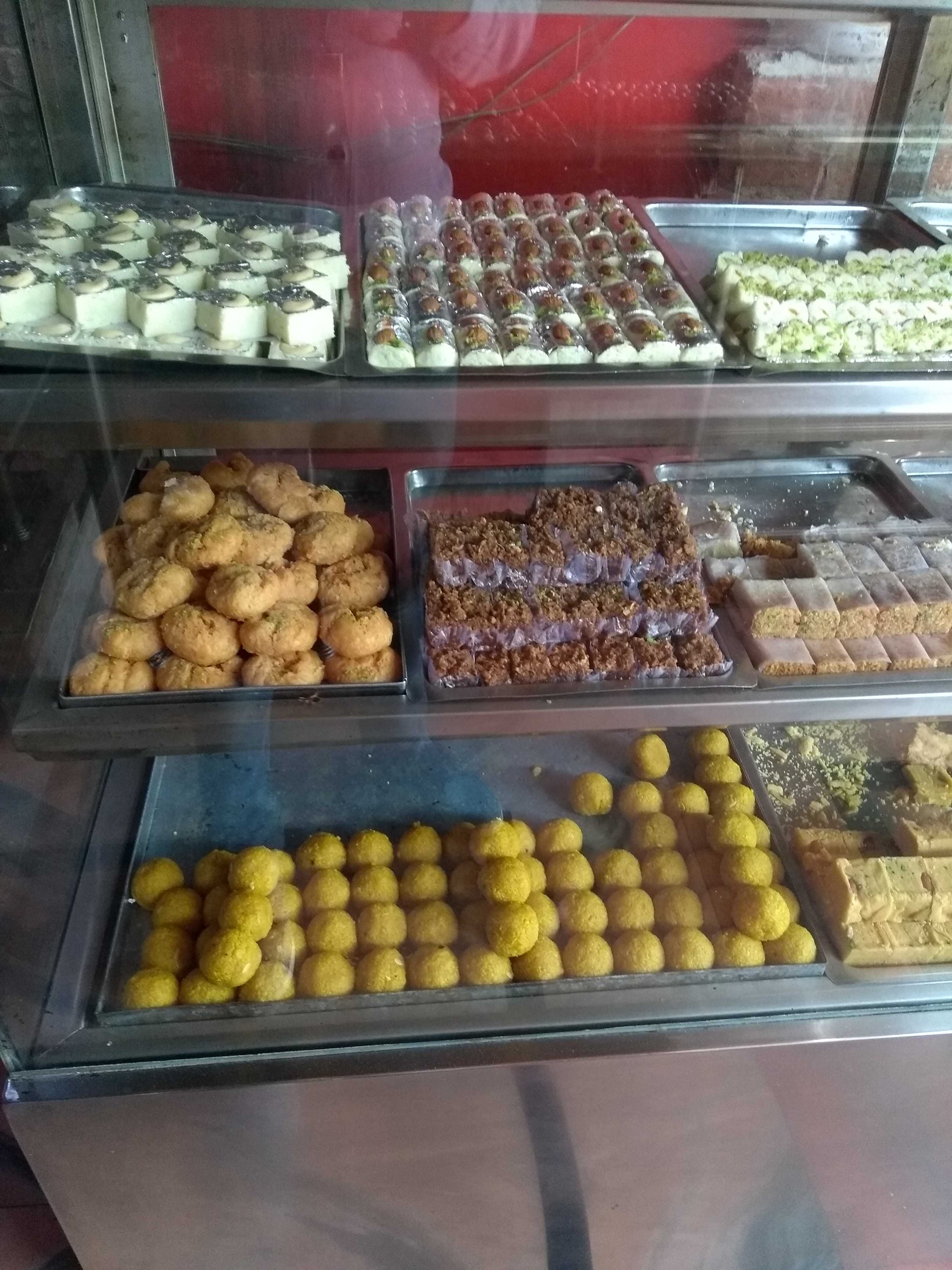 Hans Sweet Corner, Shahdara, New Delhi | Zomato