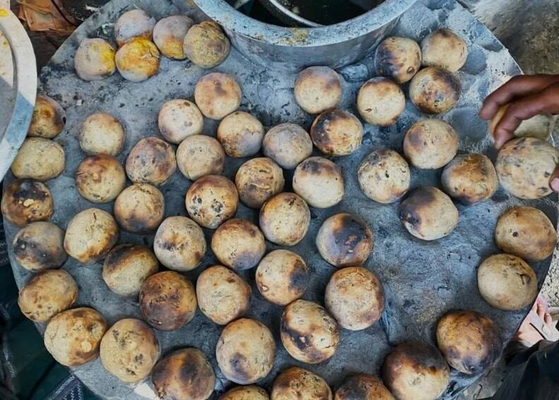 Baagi Ballia Baba Waali Baati Chokha, Gomti Nagar order online - Zomato